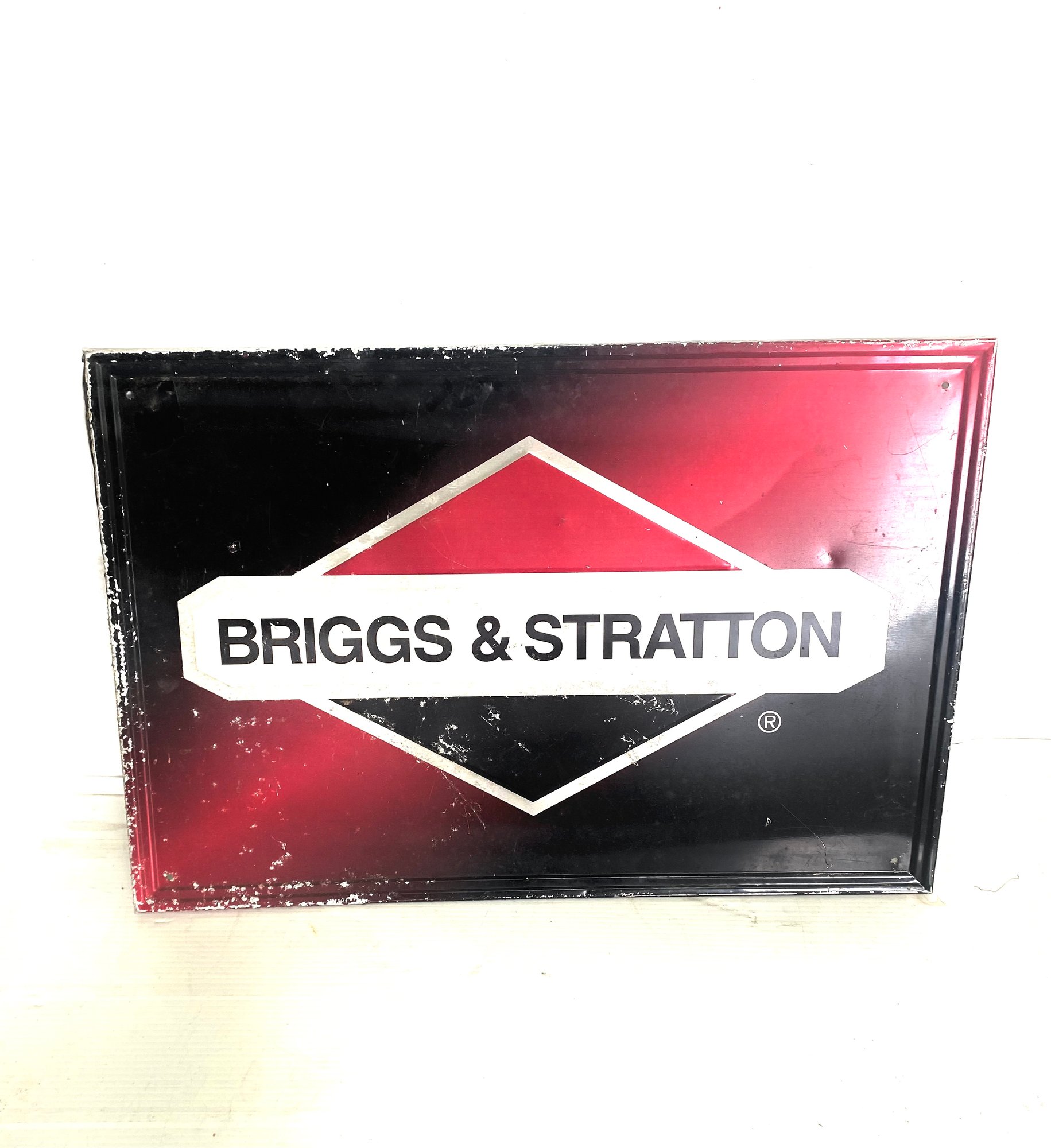 Vintage BRIGGS AND STRATTON Signage 18x27 #6464 | Auctionninja.com