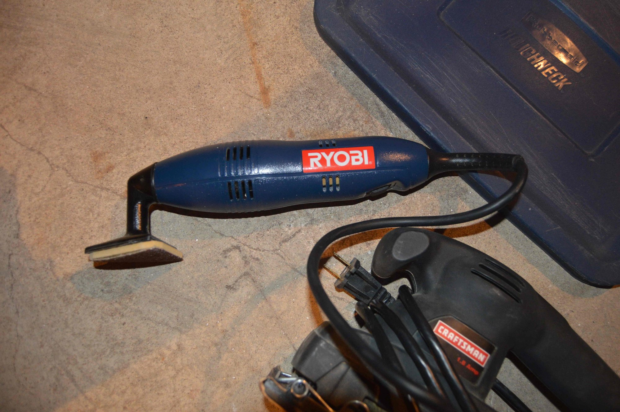 Ryobi Triangle Sander With Accessories And Craftsman Palm Sander In ...