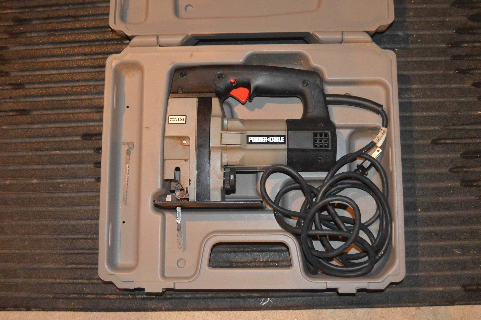 Porter Cable Sabre Saw With Case #2130620 | Auctionninja.com