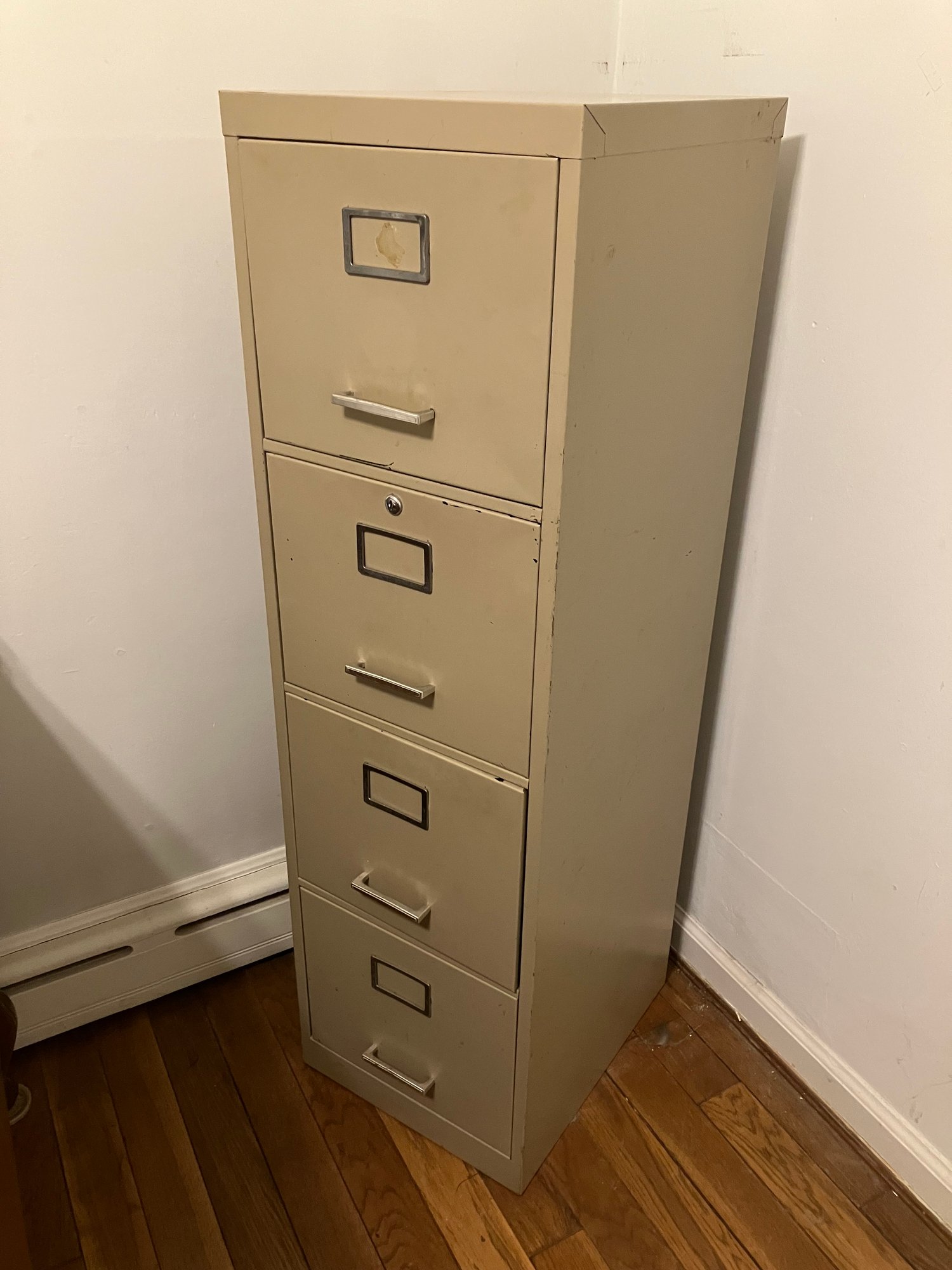 Vintage Metal Filing Cabinet #2032518 | Auctionninja.com