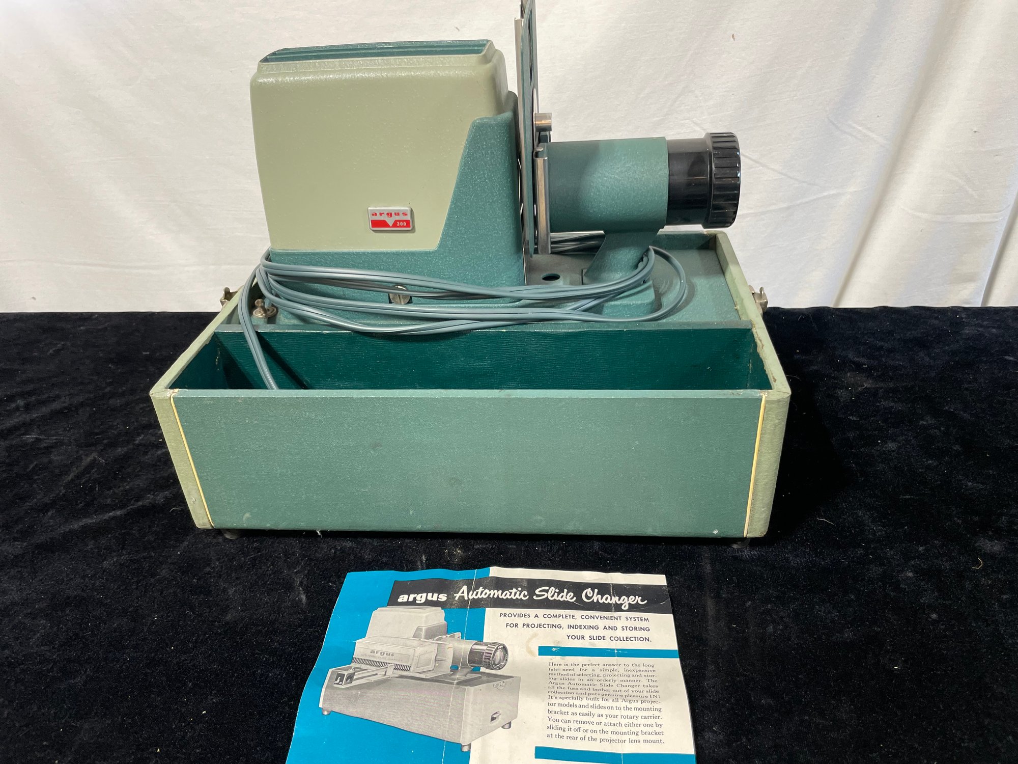 Argus Automatic Slide Projector #15847 | Auctionninja.com