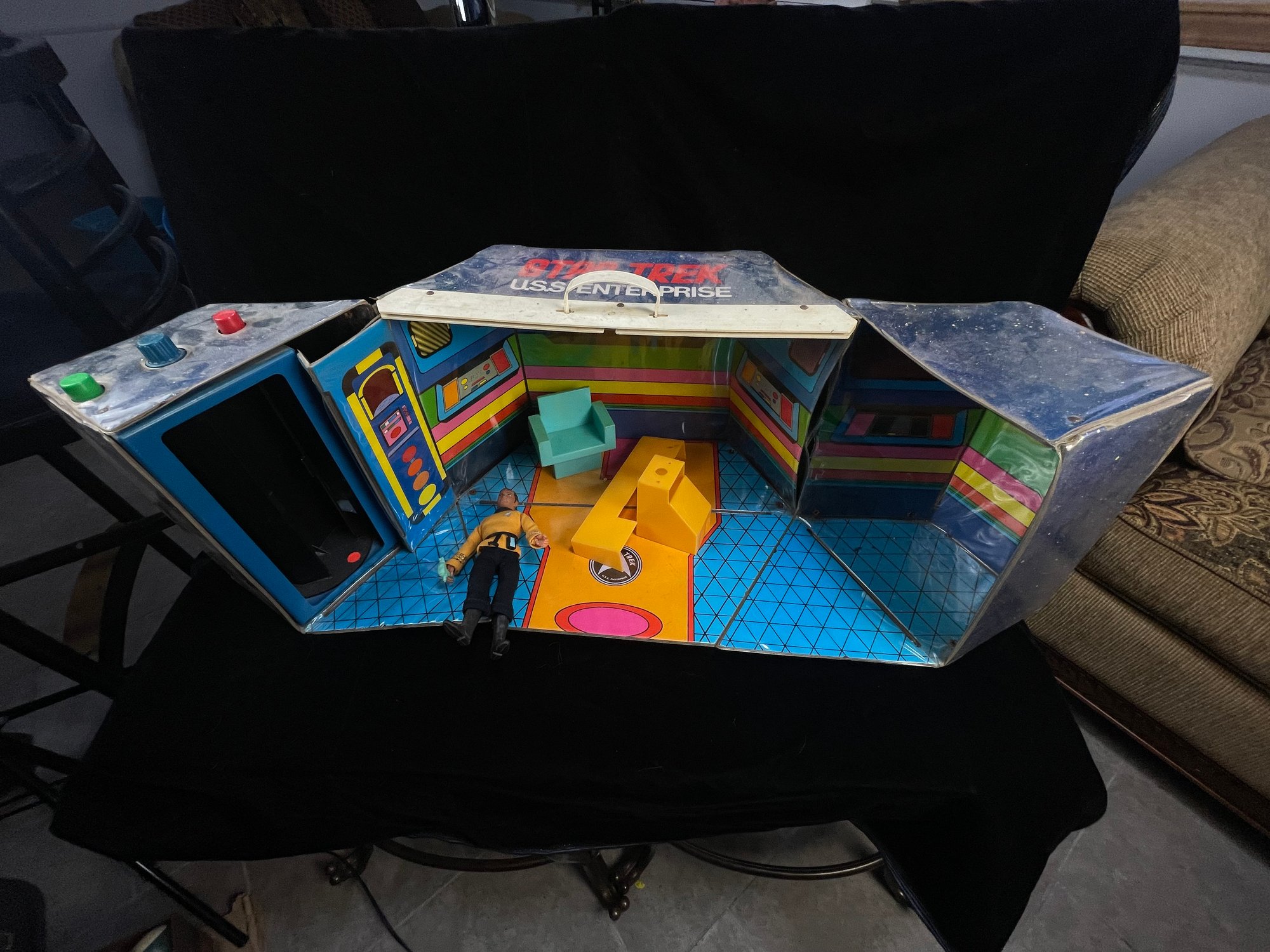 MEGO Branded Start Trek USS Enterprise Toy Set #26025 | Auctionninja.com