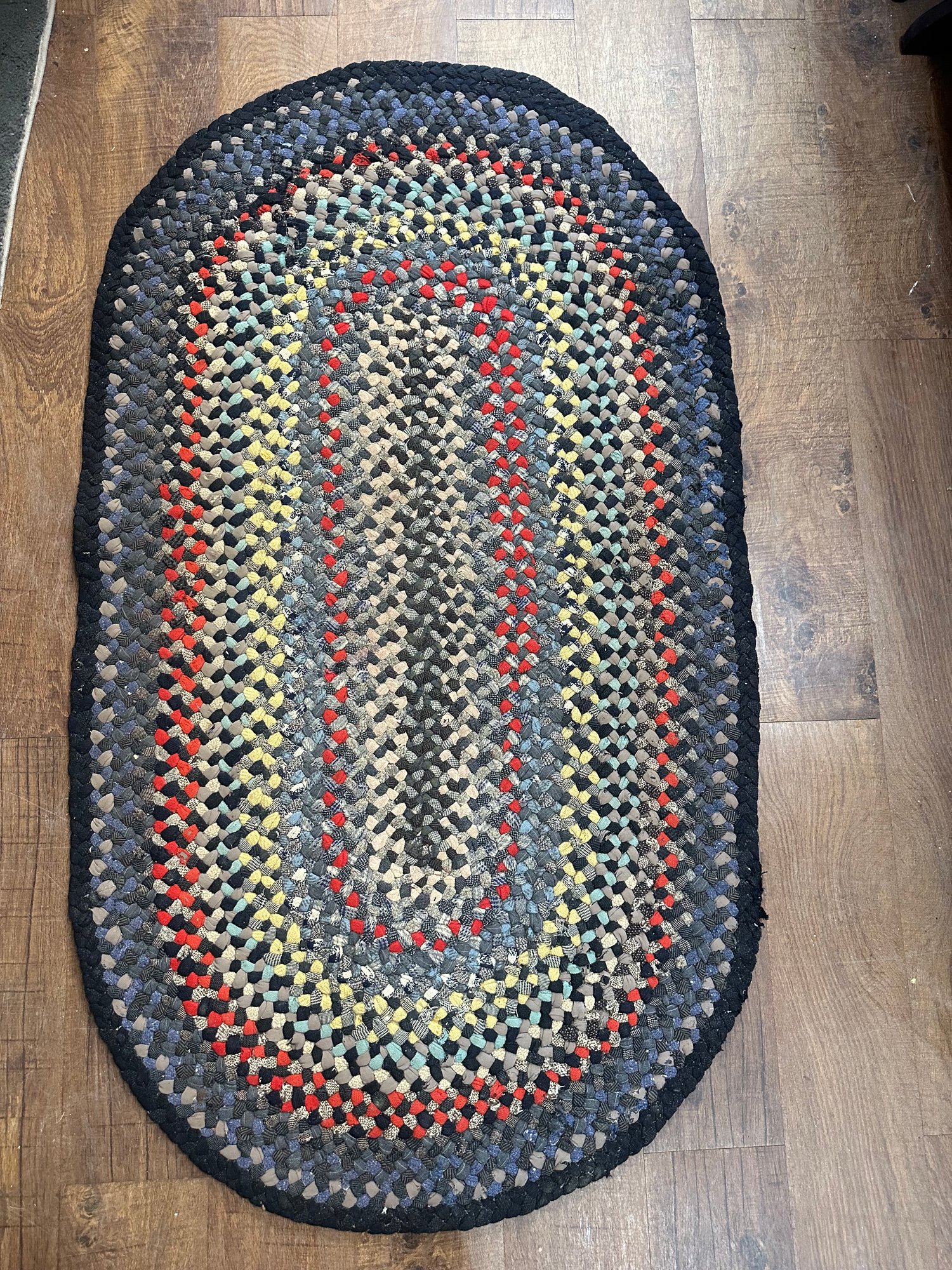 Vintage Braided Rug #18545 | Auctionninja.com