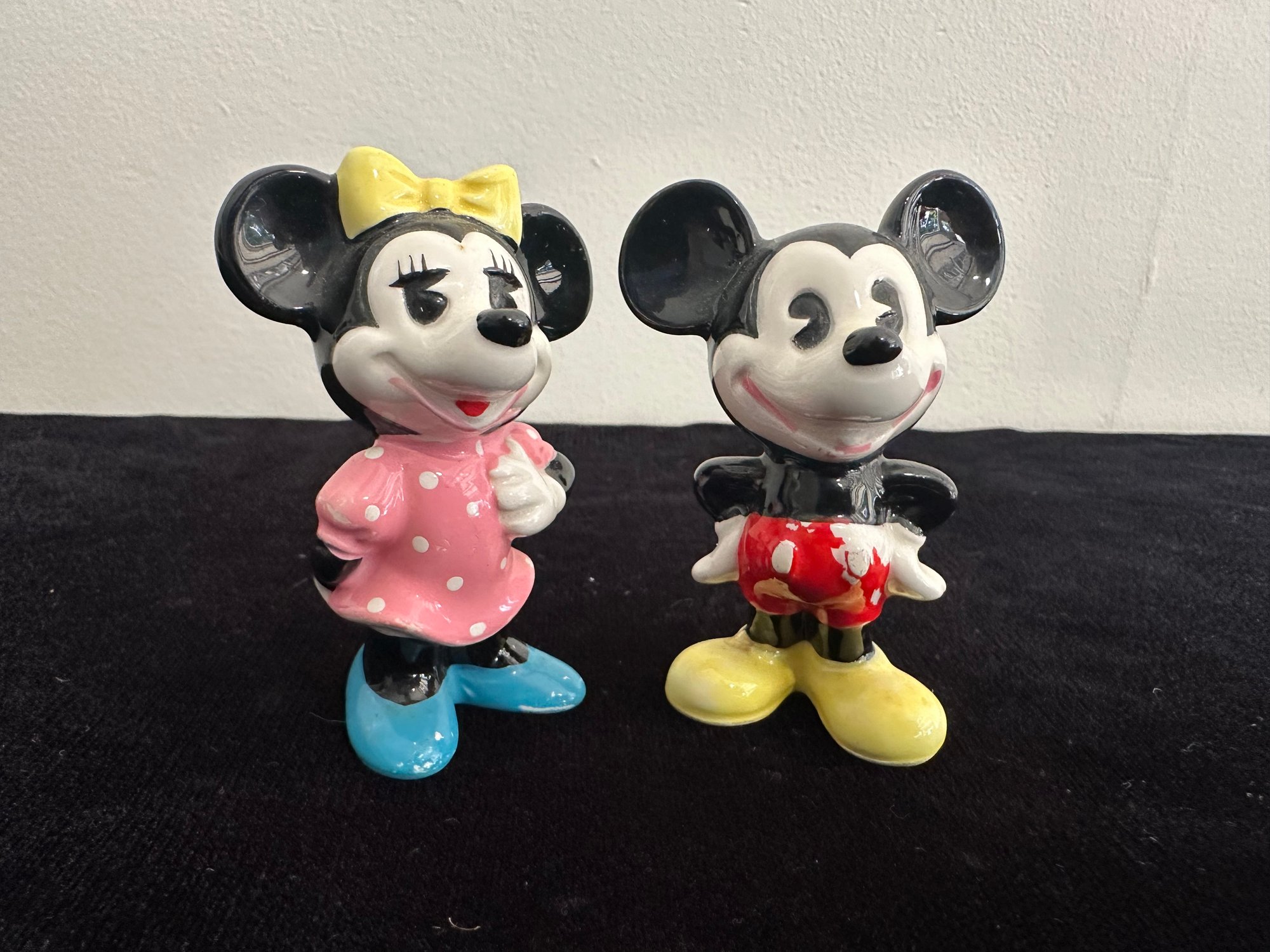 Mickey And Minnie Mouse Figurine Set #14364 | Auctionninja.com