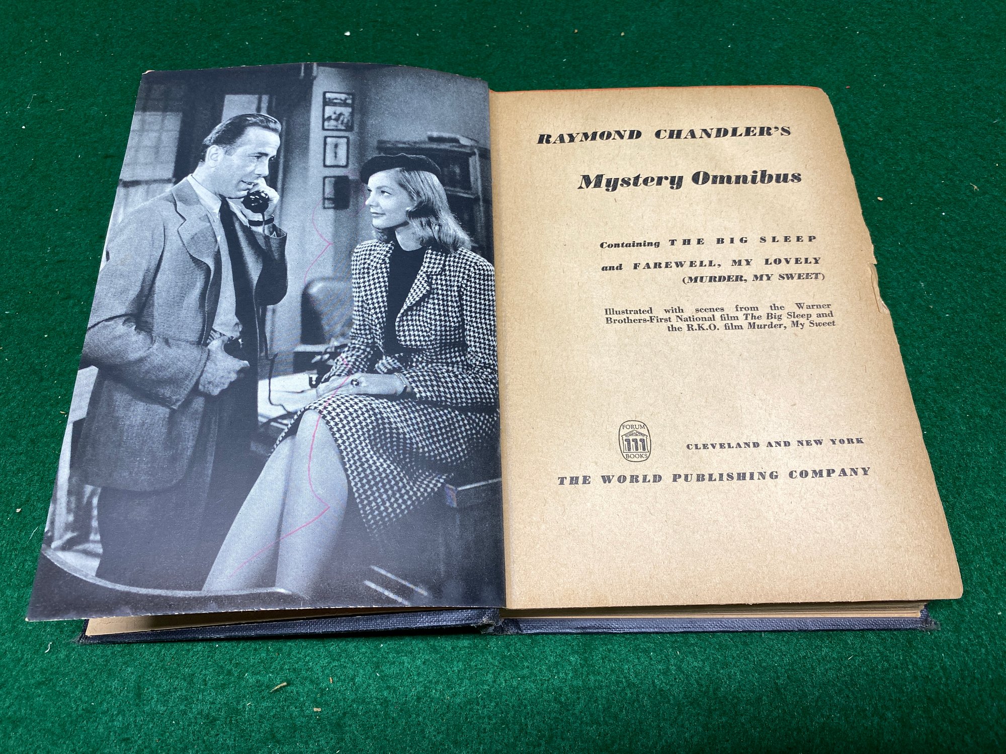 Raymond Chandler's Mystery Omnibus. The Big Sleep / Farewell My Lovely ...