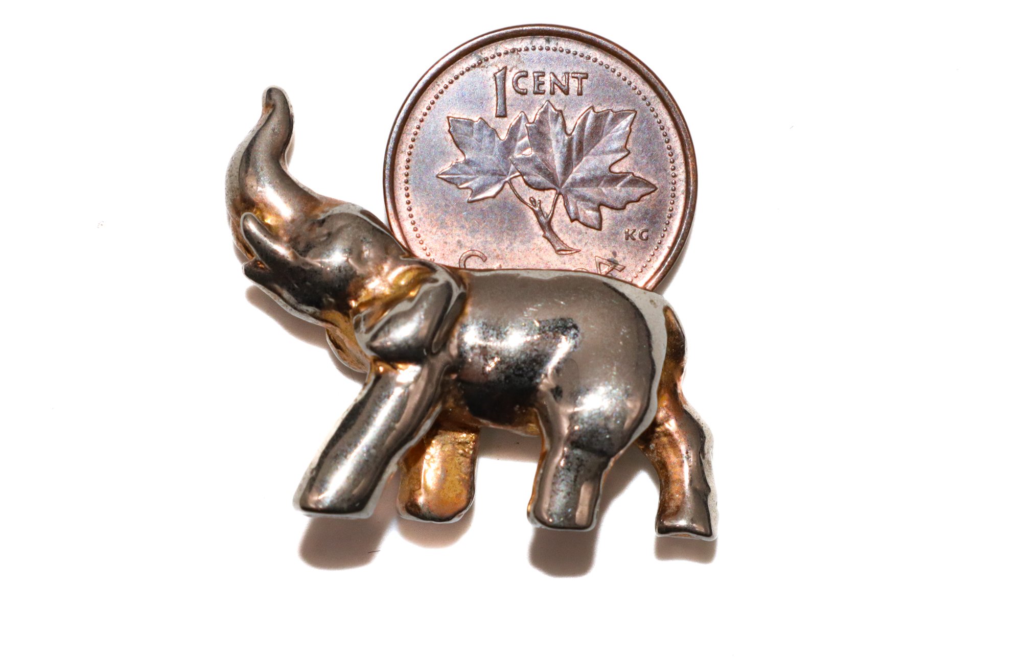 Adorable Good Luck Elephant Figurine Holiday 1952 Elizabeth II Coin ...