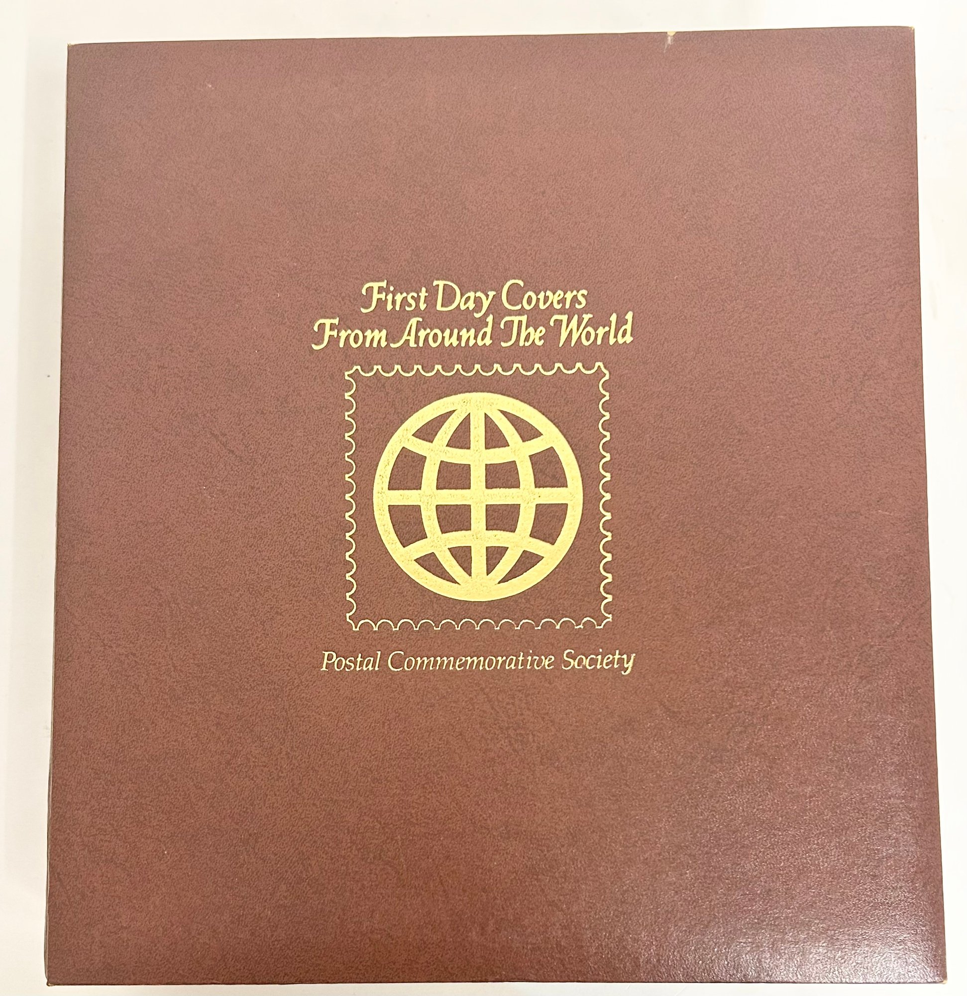 HUGE First Day Covers From Around The World Album #9204 | Auctionninja.com