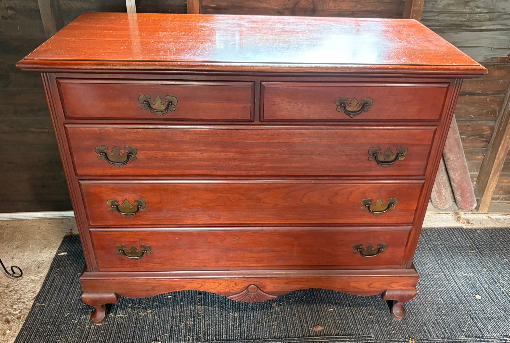 Vintage Wooden 5 Drawer Dresser #2138464 | Auctionninja.com