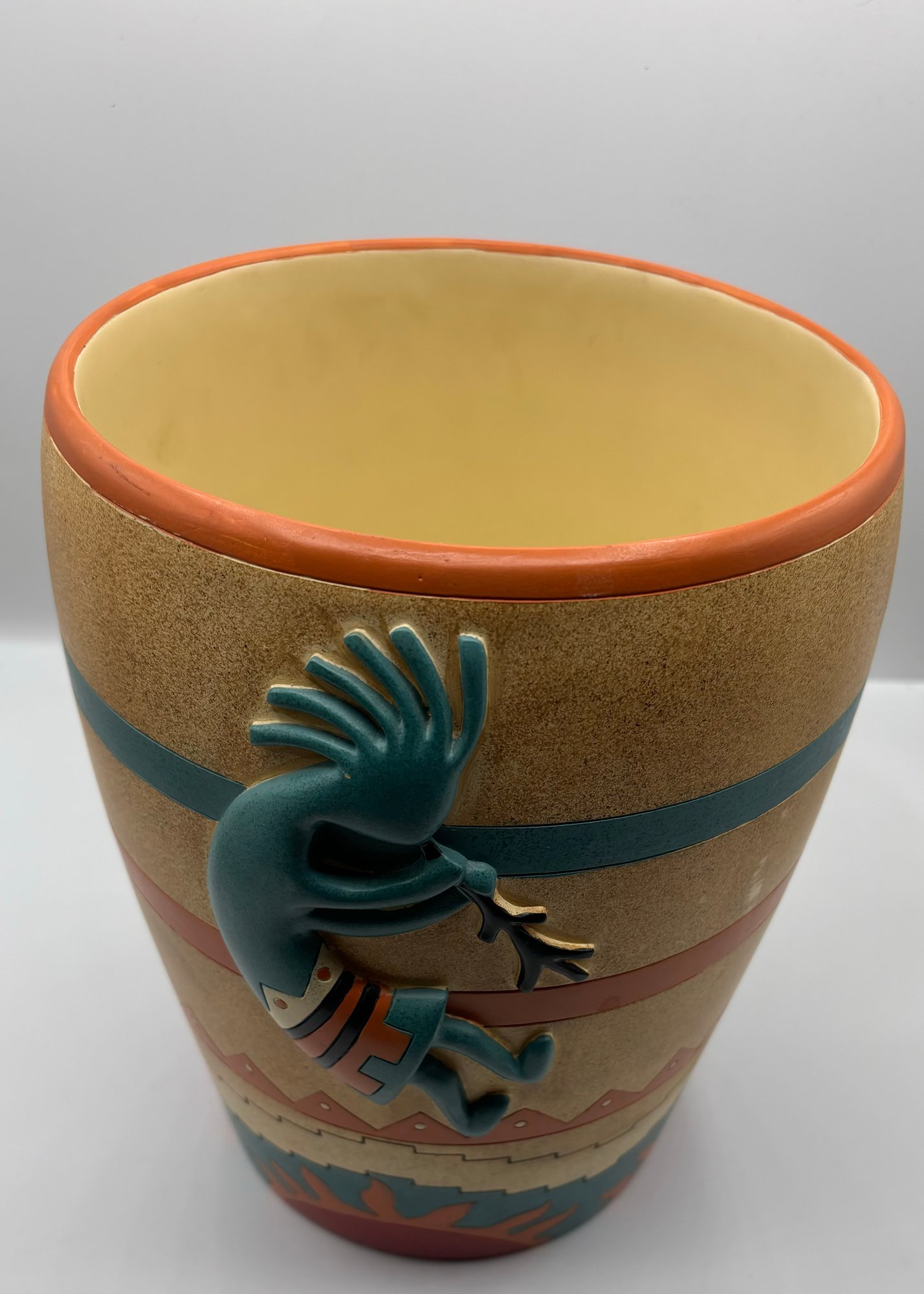 Cool Heavy Native American Style Wastebasket #17225 | Auctionninja.com