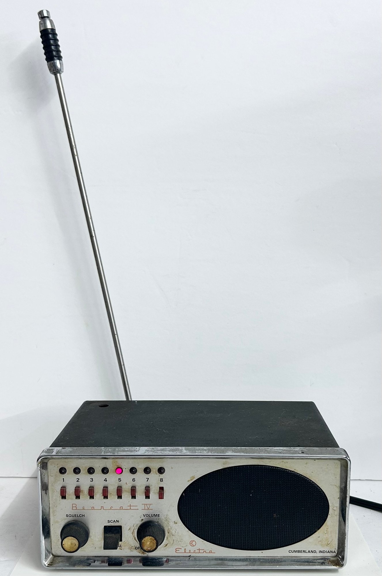 Vintage Electra Bearcat IV Scanner Radio #2132743 | Auctionninja.com