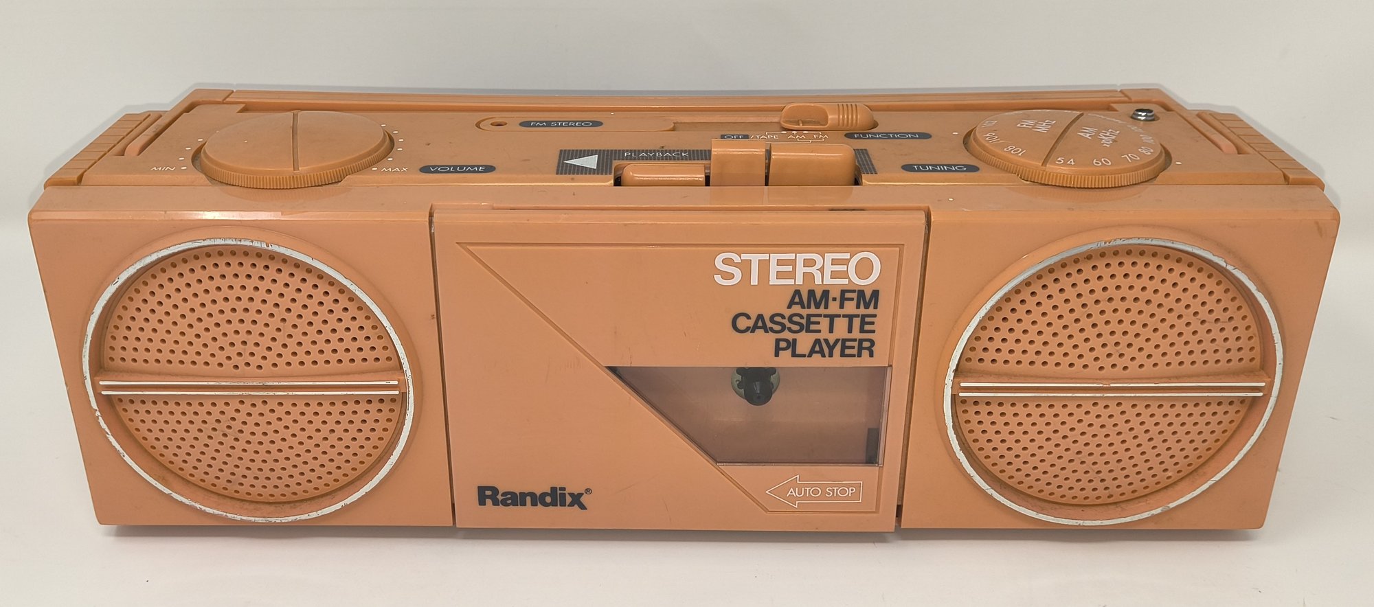 Randix AM/FM Stereo Cassette Player #2092144 | Auctionninja.com