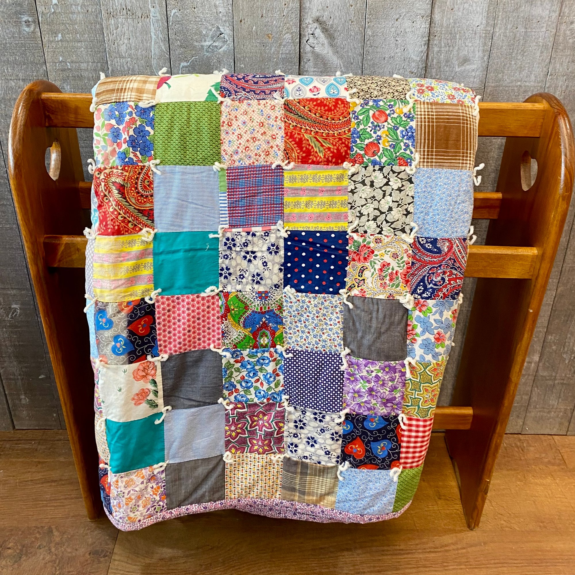 Cozy Patchwork Quilt #2028636 | Auctionninja.com