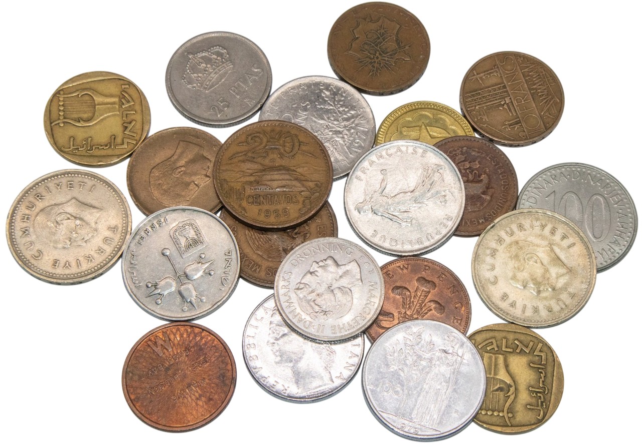 Large Group Of International Coins - Mix Countries, Dates, And ...