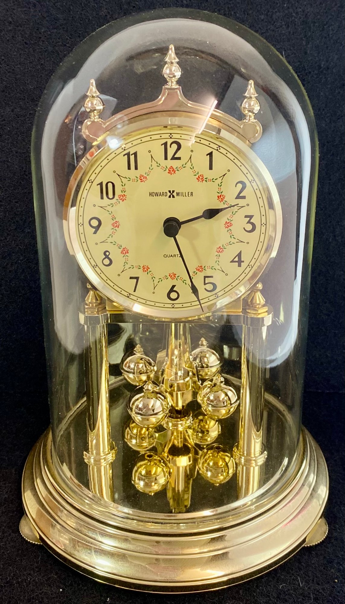 Vintage Howard Miller Quartz Anniversary Clock #2094969 | Auctionninja.com