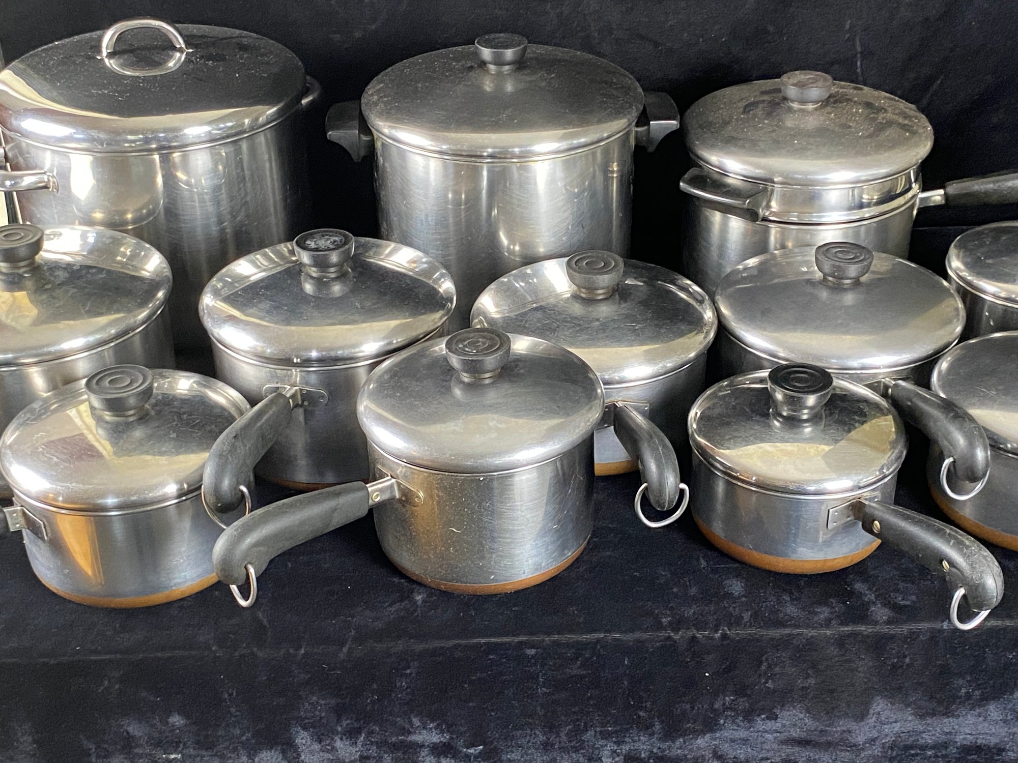 Revere Ware Pots And Pans Collection #14837 | Auctionninja.com