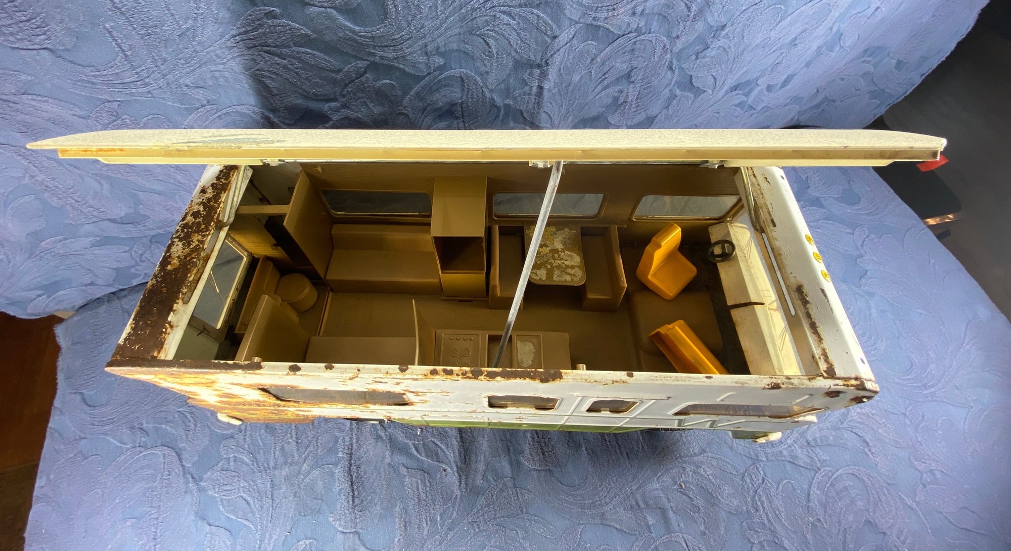 Vintage 1970's Tonka Winnebago Indian Press Steel RV Motorhome Metal ...