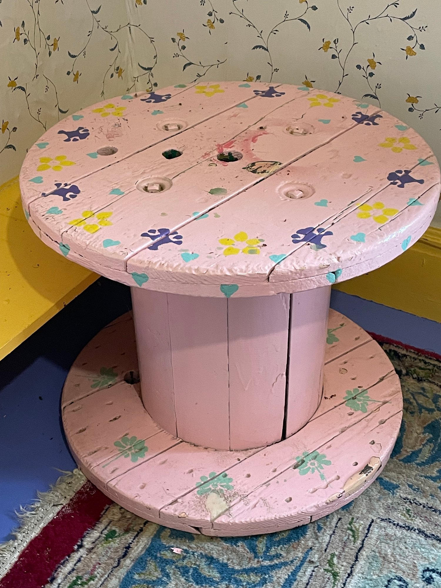 Pair Of Cheerfully Painted Oerut Spool Tables #19586 | Auctionninja.com