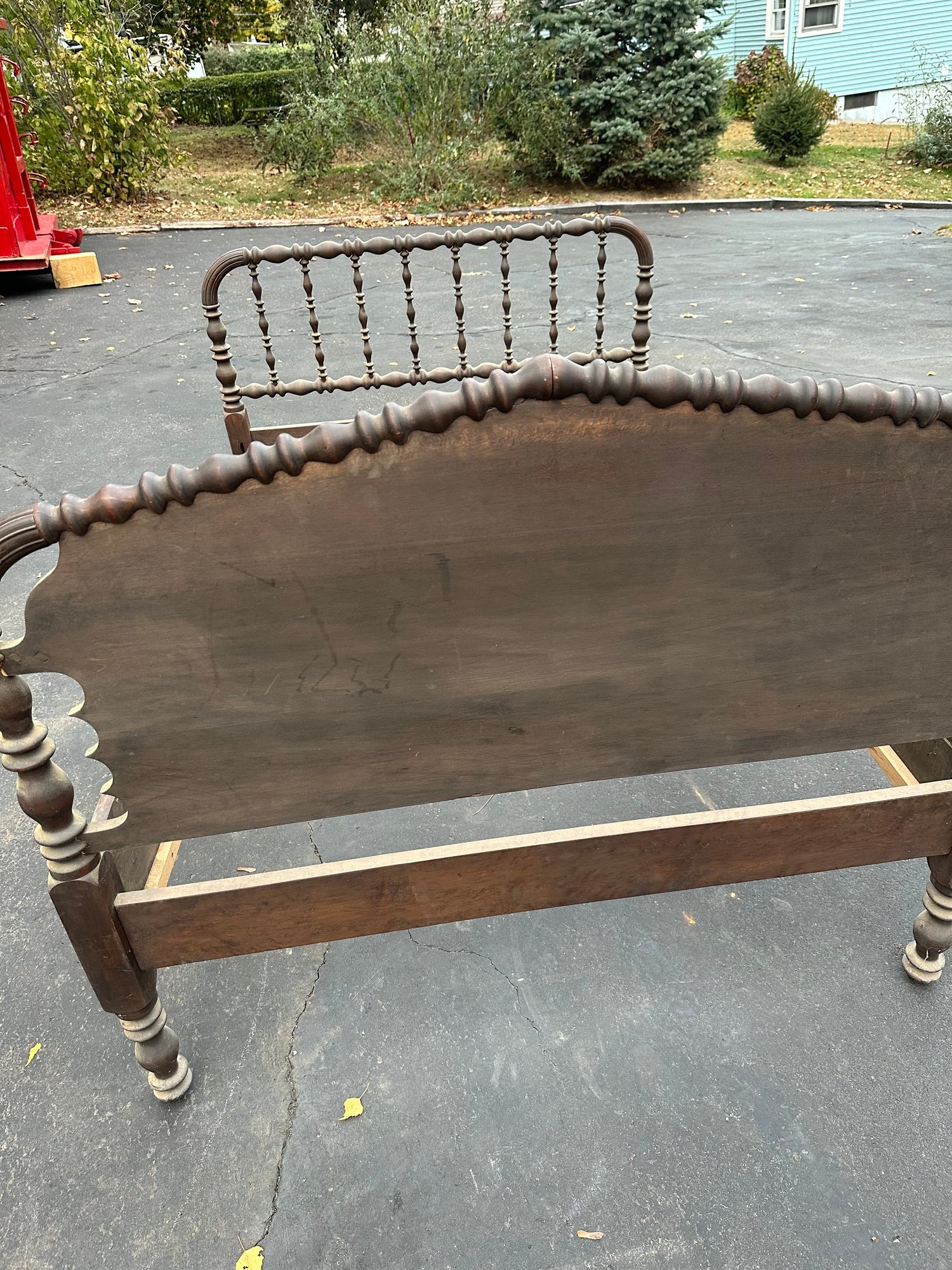 Antique Full Sized Spool Bed Frame #20685 | Auctionninja.com