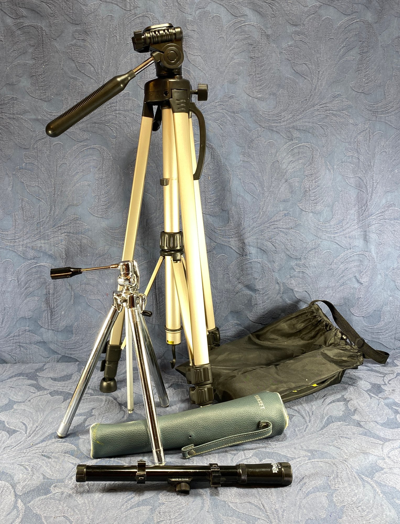 Sunset Tripod, MX 2000 Tripod, Daisy 4x15 Scope #14581 | Auctionninja.com