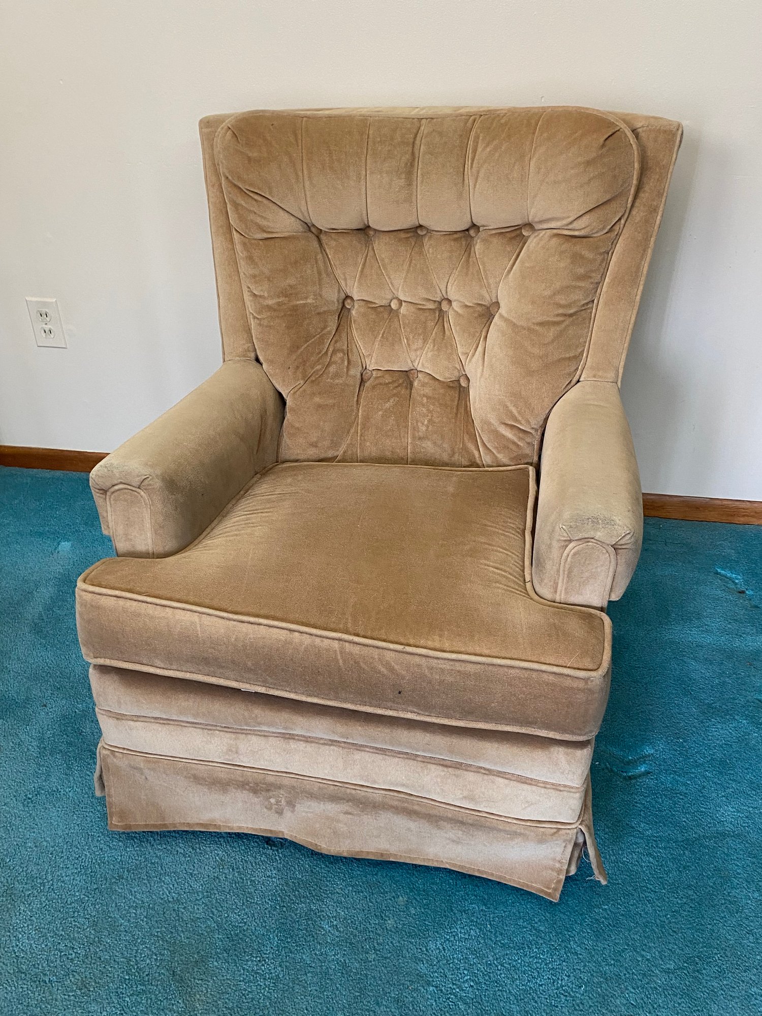 Vintage Sears Branded Upholstered Arm Chair #2089267 | Auctionninja.com