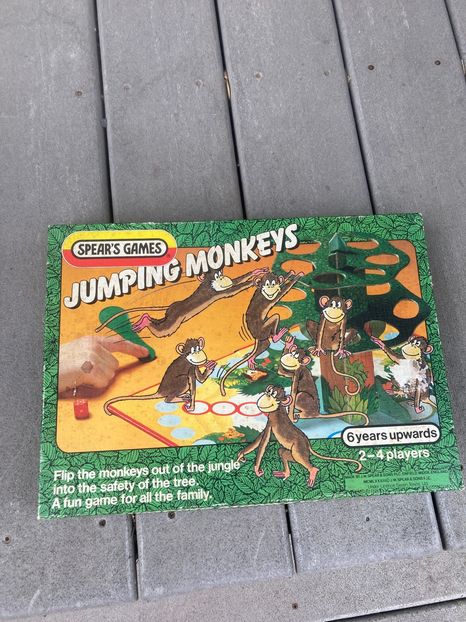 Jumping Monkeys Game #2147538 | Auctionninja.com