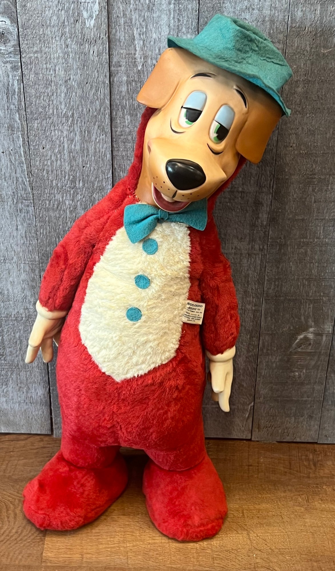 1960s Huckleberry Hound #1189 | Auctionninja.com
