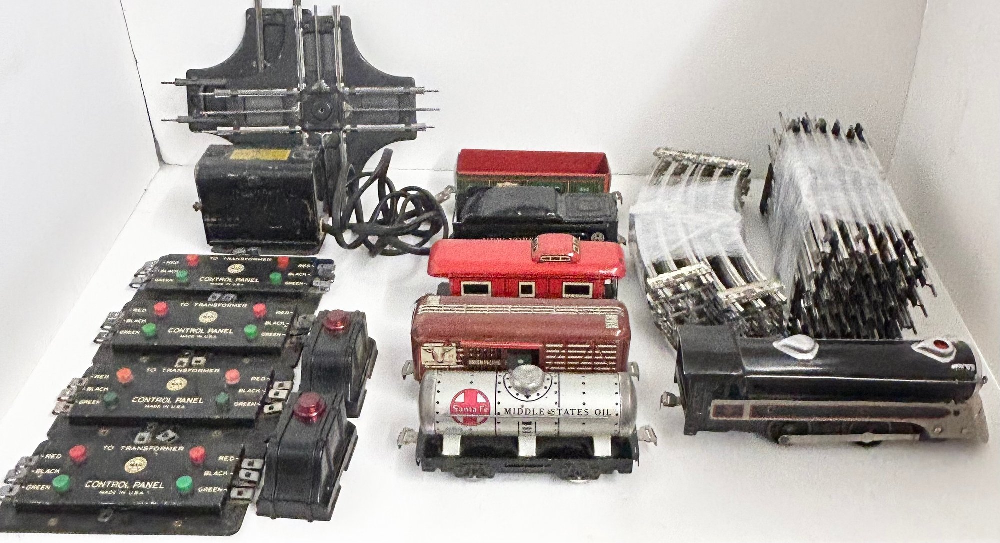 COMPLETE Marx Set - Steam Locomotive & Tender W/ 4 Cars - Also Has ...