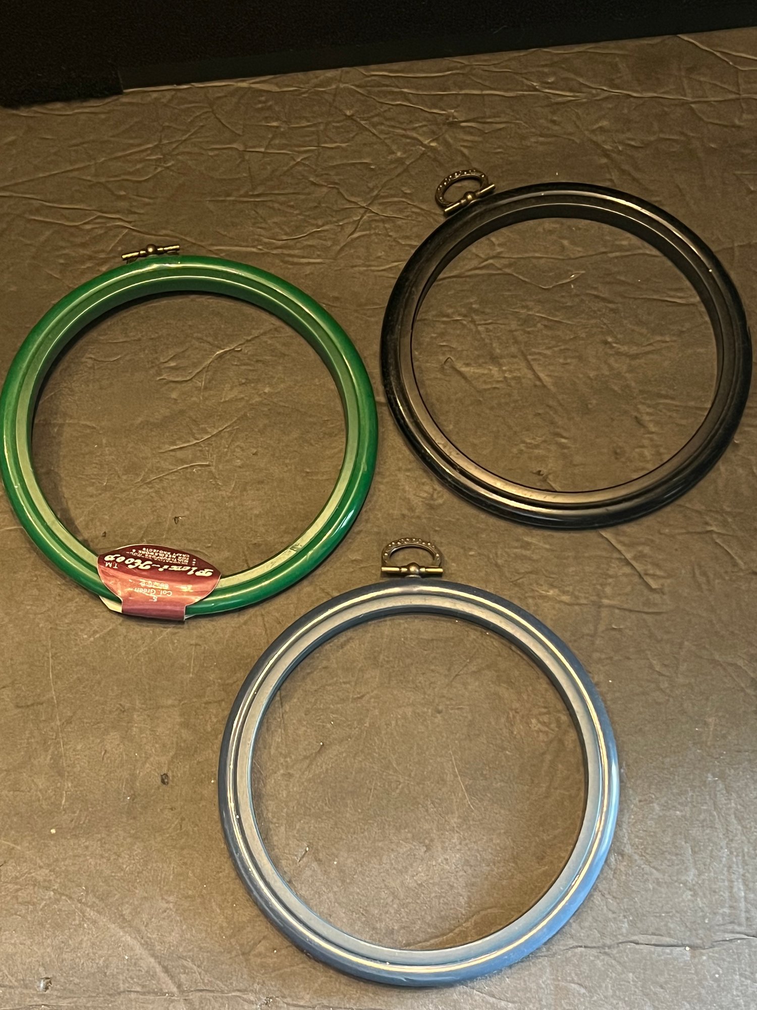 Lot Of 3 Flexi-hoops Crafts 5 Inch #9044 | Auctionninja.com