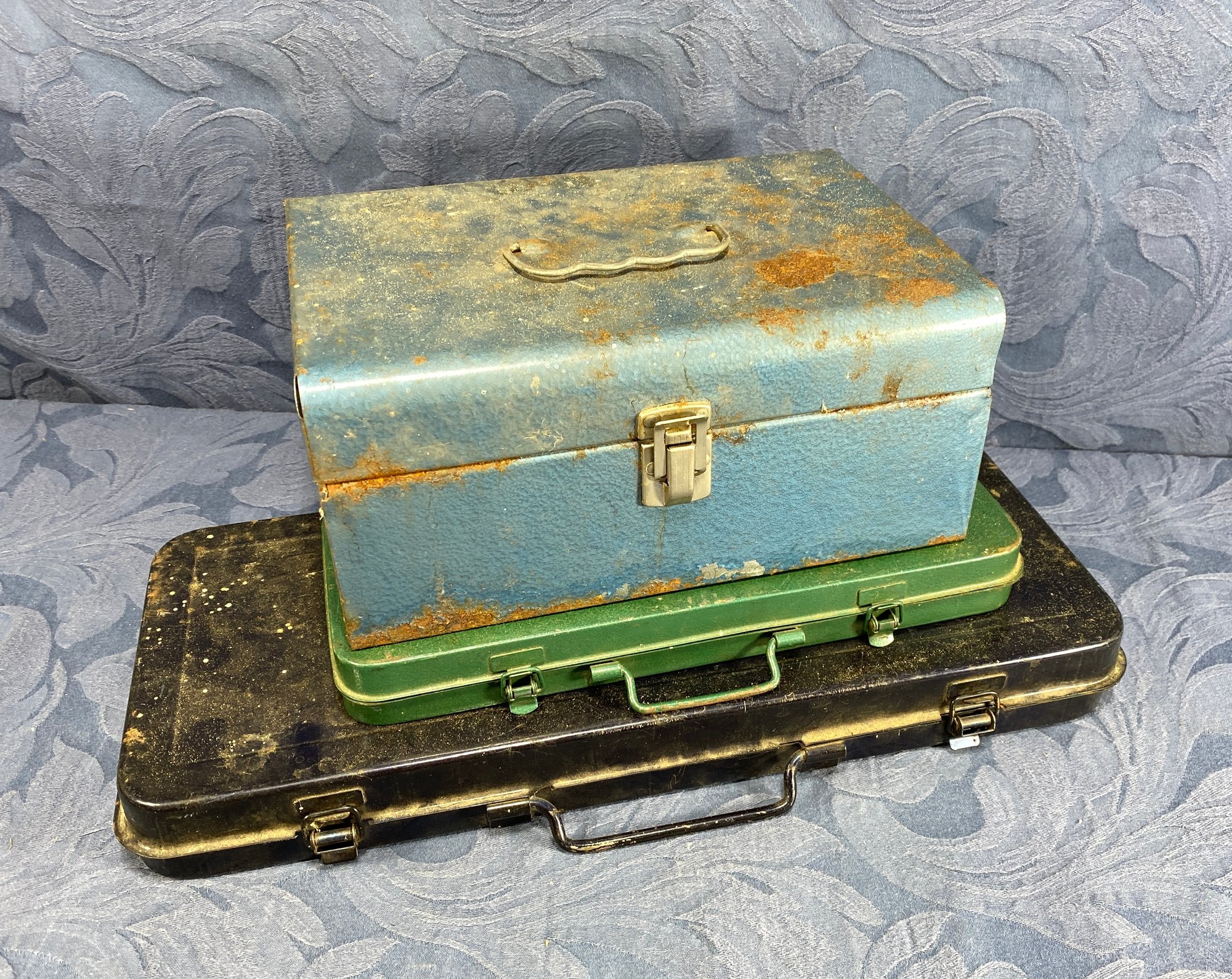 Vintage Metal Tool Boxes #14553 | Auctionninja.com
