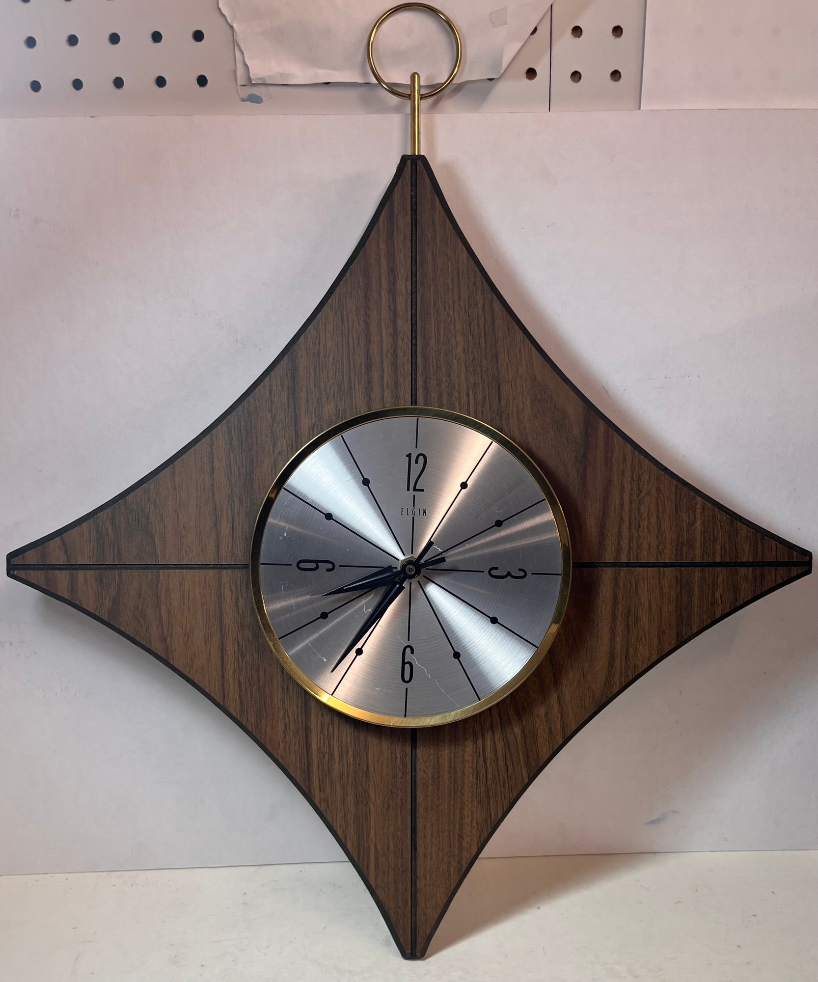 Vintage Mid Century Modern Elgin Diamond Battery Operated Clock ...