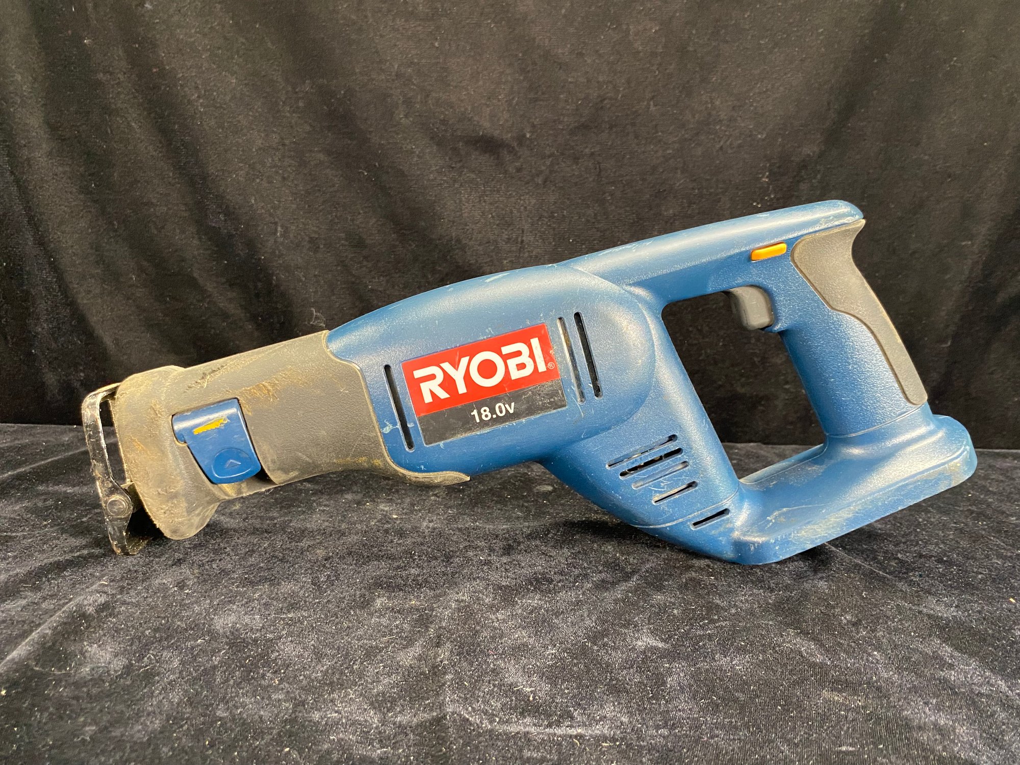 Ryobi RJC181 18 Volt Cordless Reciprocating Saw #7778 | Auctionninja.com