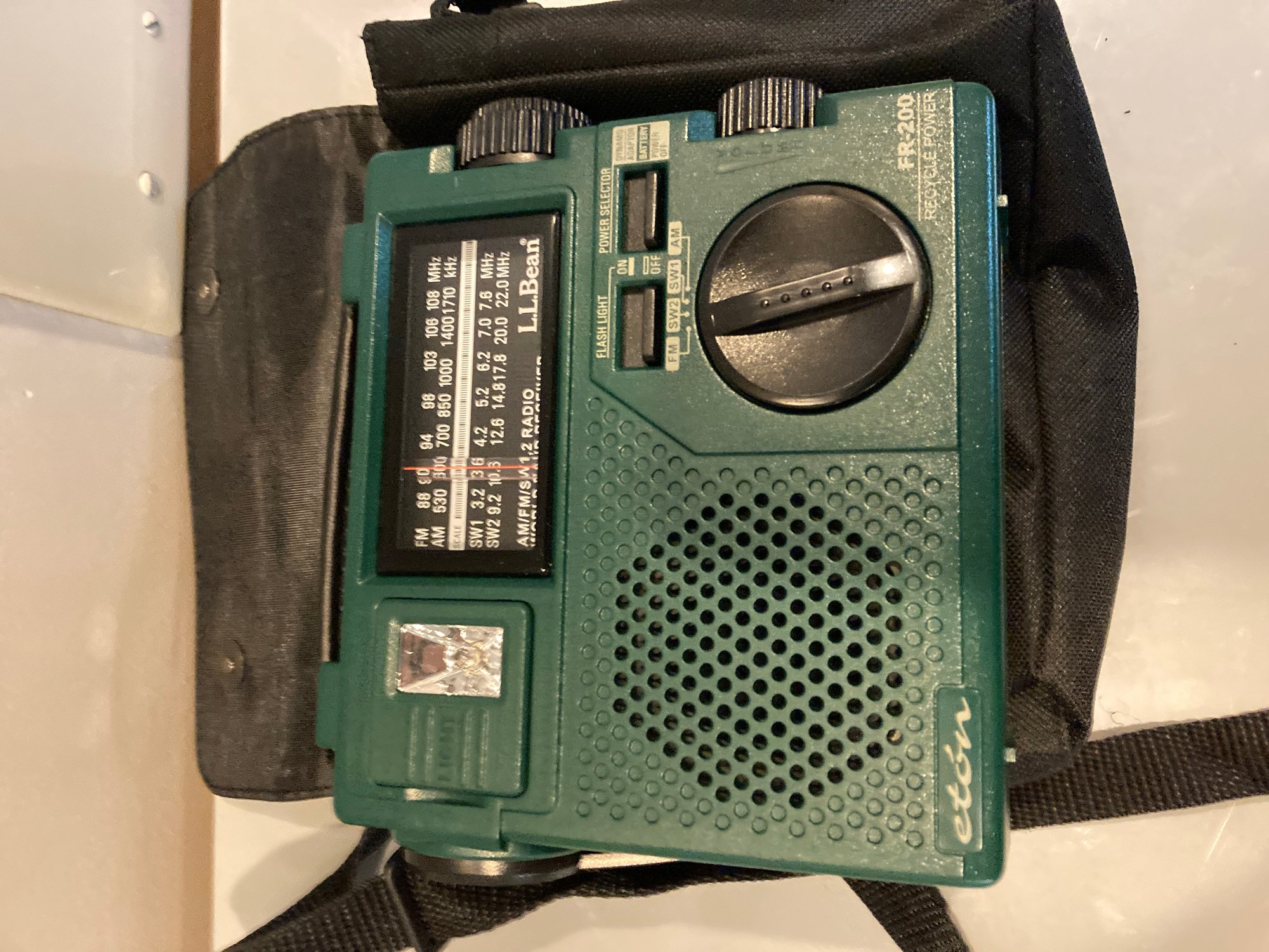 Eton FR-200 Emergency Radio Battery Crank L.L. Bean Edition #4989 ...