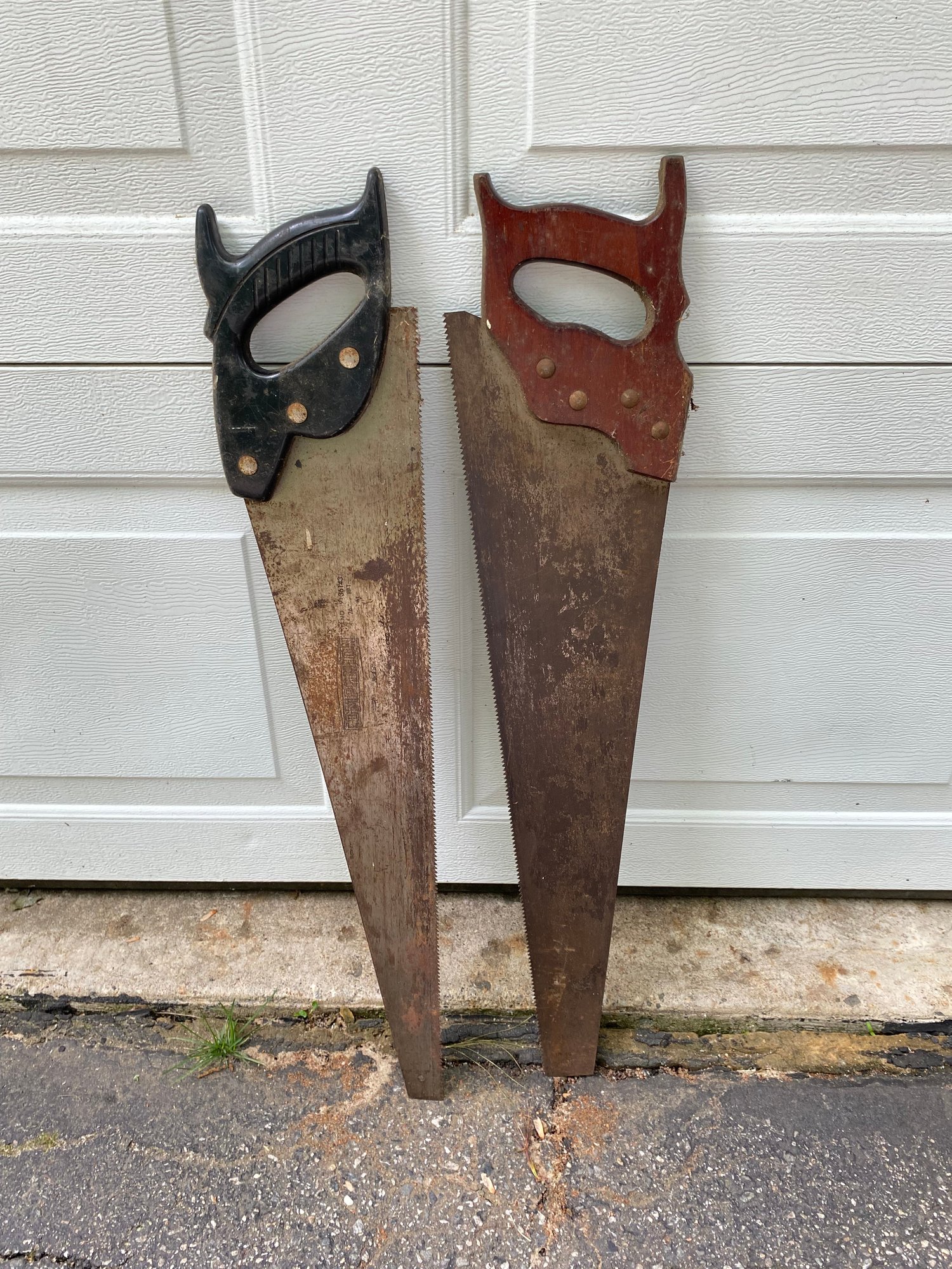 Vintage Hand Saw Pair #2124973 | Auctionninja.com
