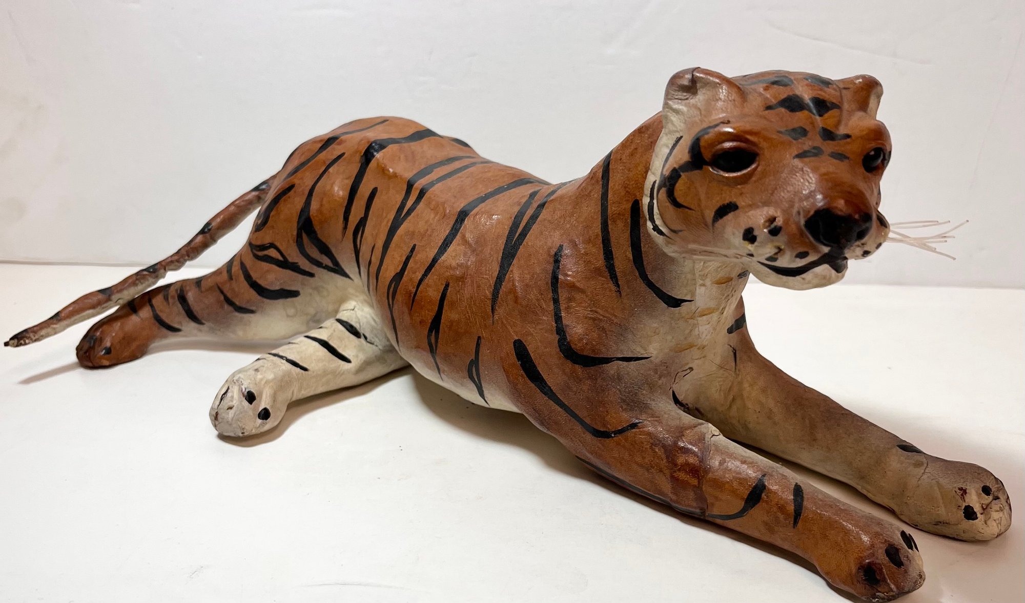 Papier-mch Vintage Bengal Tiger #2035248 | Auctionninja.com