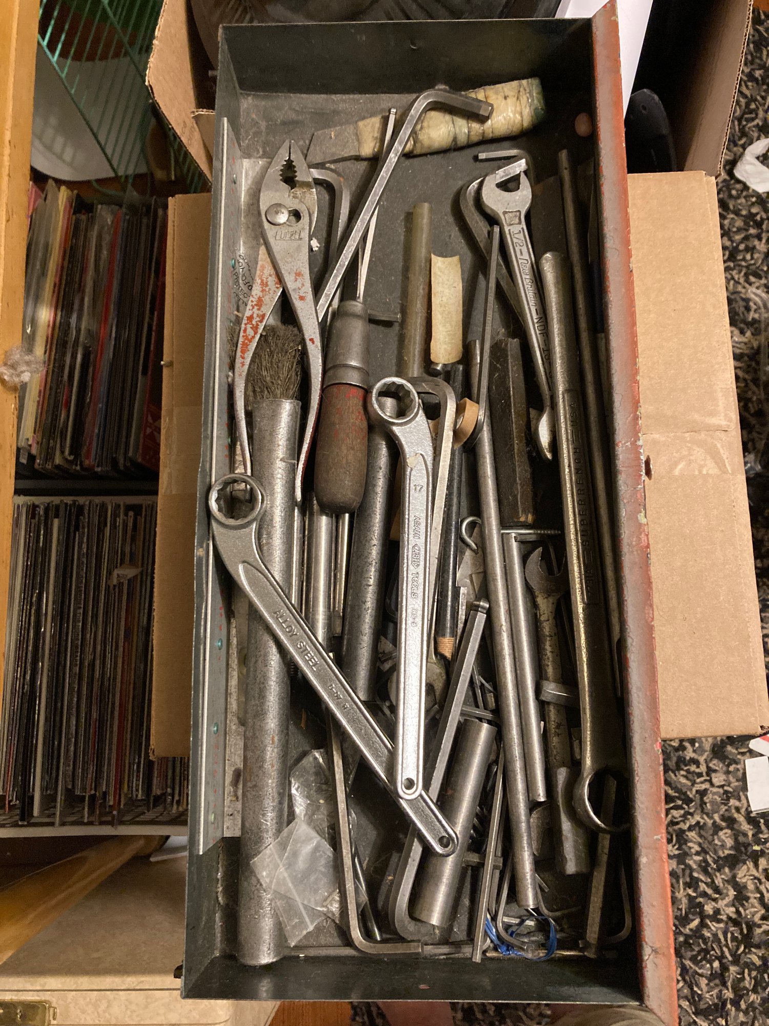 Miscellaneous Metal Drawer Of Tools #5573 | Auctionninja.com