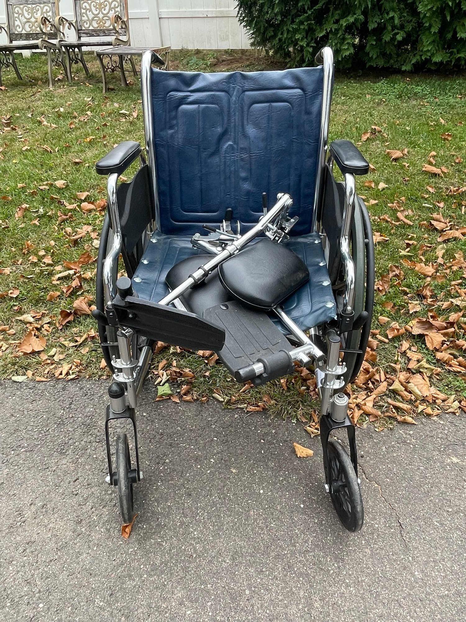 Blue Colored Wheelchair #15295 | Auctionninja.com
