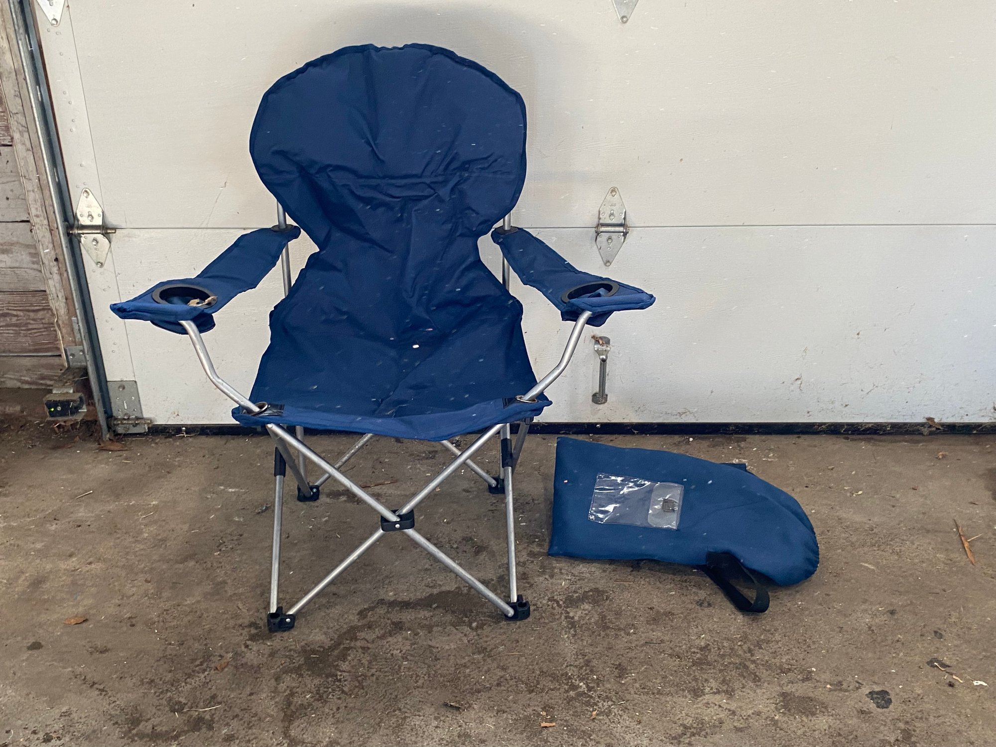 MAC Sports Folding Outdoor Chair 1 Of 2 #2038763 | Auctionninja.com