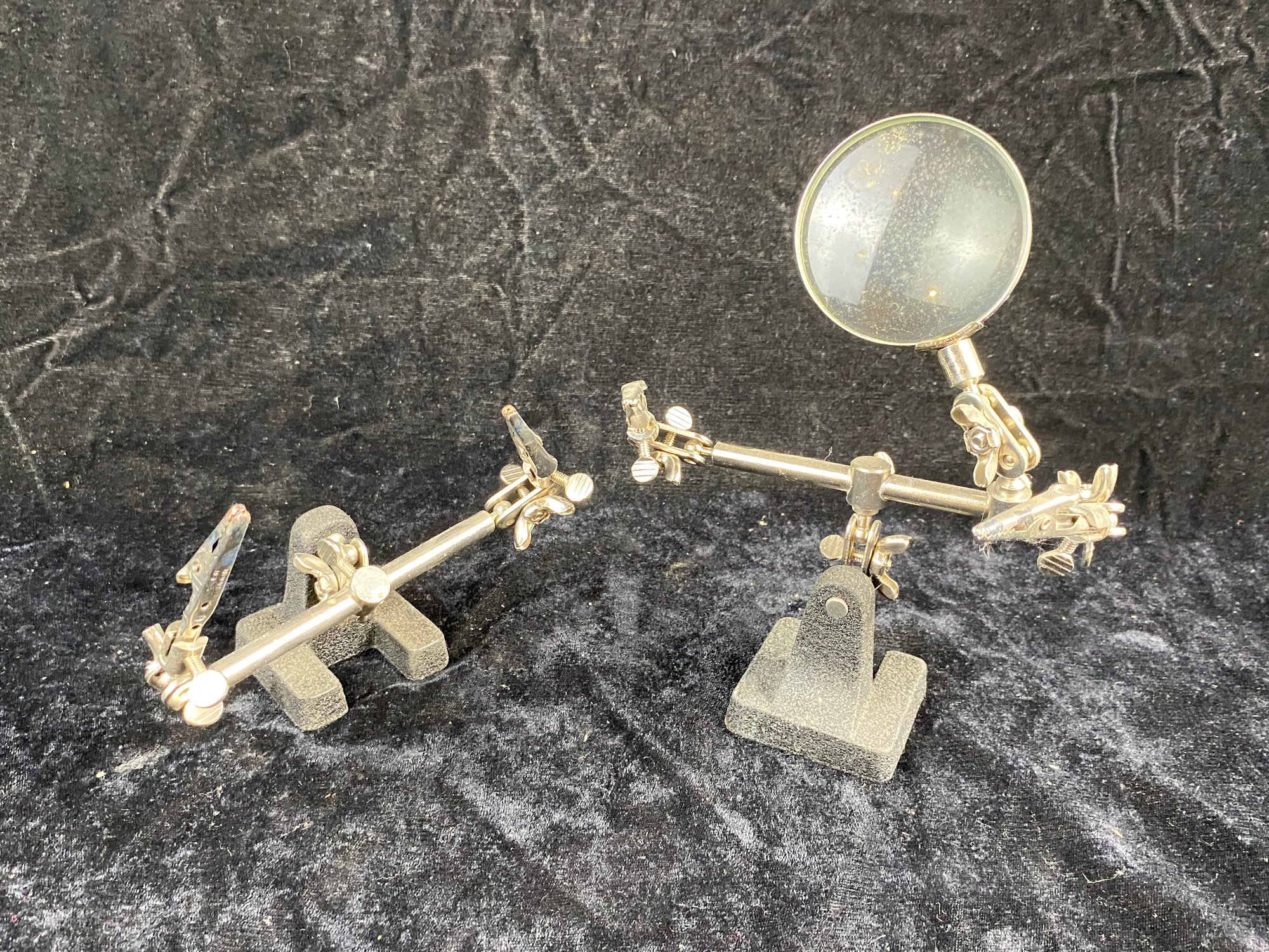 Vintage Hands Free Magnifier Tool Set #2043194 | Auctionninja.com