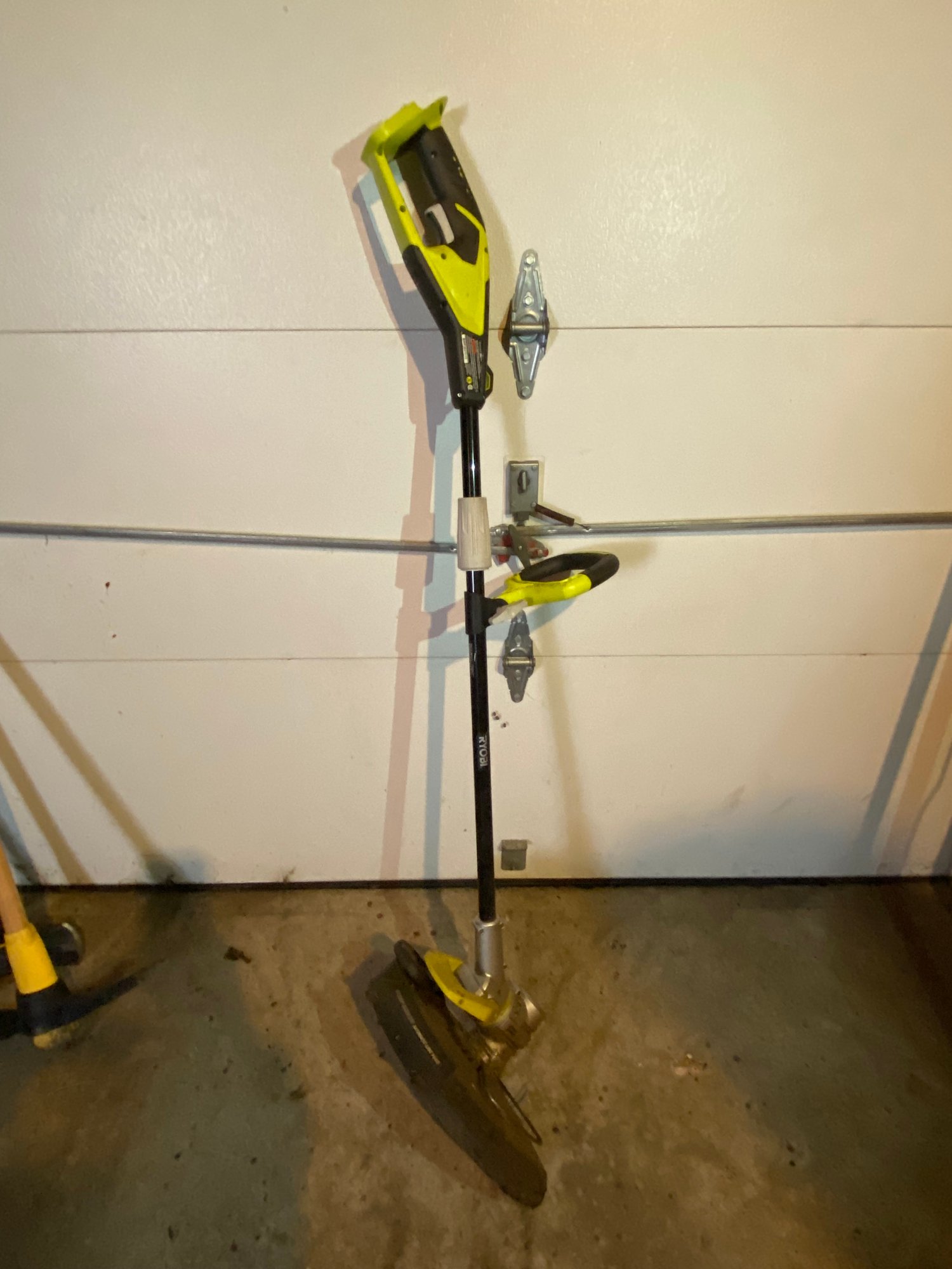 RYOBI Edger Cutting Tool #2043309 | Auctionninja.com
