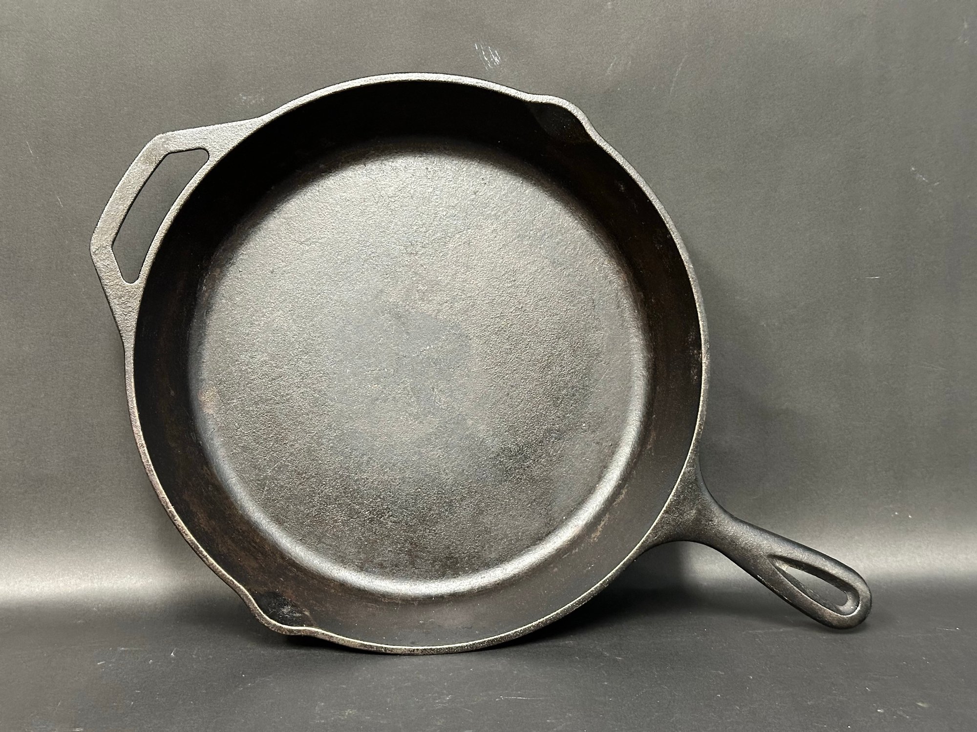 A Large Cast-Iron Skillet By Lodge #27226 | Auctionninja.com