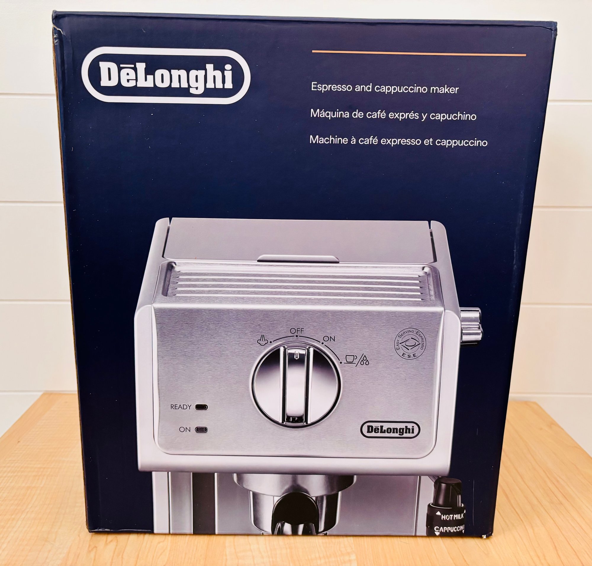 Delonghi Espresso Maker New In Box #2046131 | Auctionninja.com