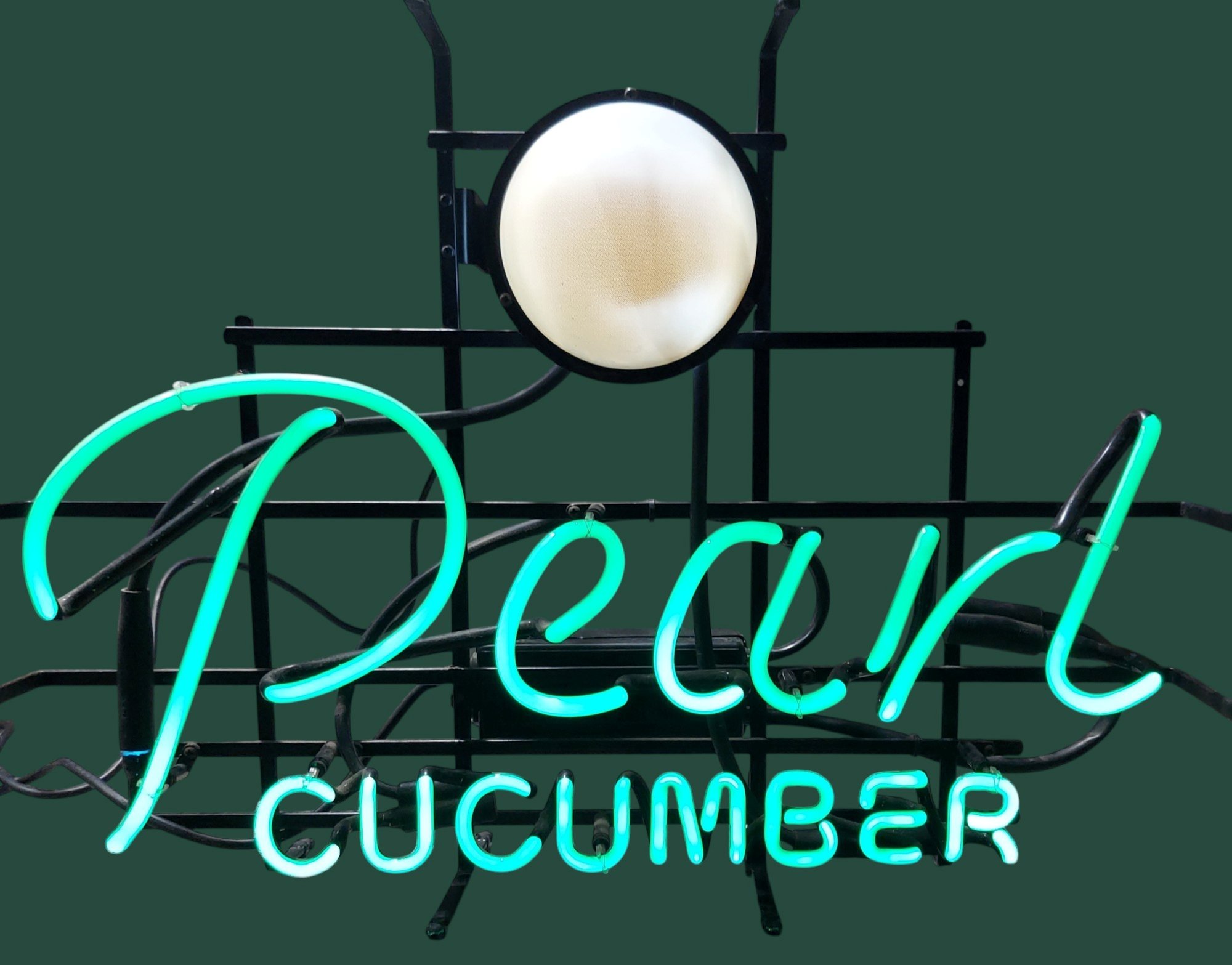 RARE PEARL CUCUMBER CANADIAN VODKA LIGHT UP NEON TUBE ADVERTISING SIGN ...