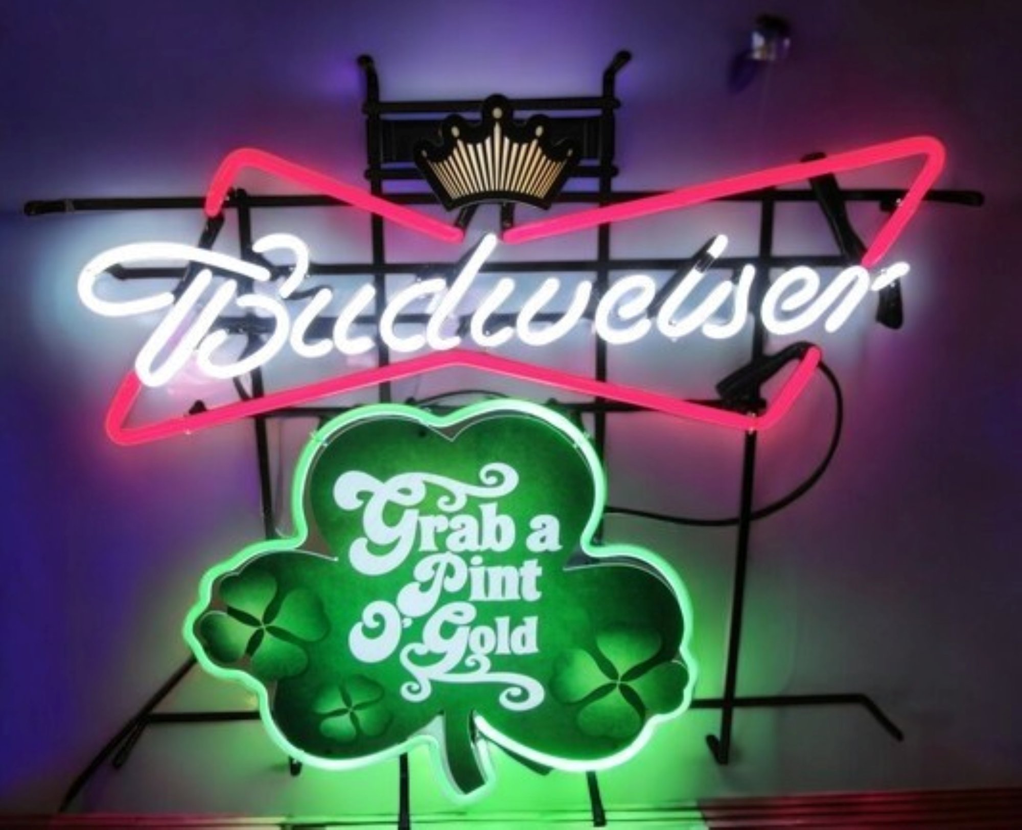 BUDWEISER Grab A Pint O Gold Lighted Shamrock Neon Advertising Sign ...