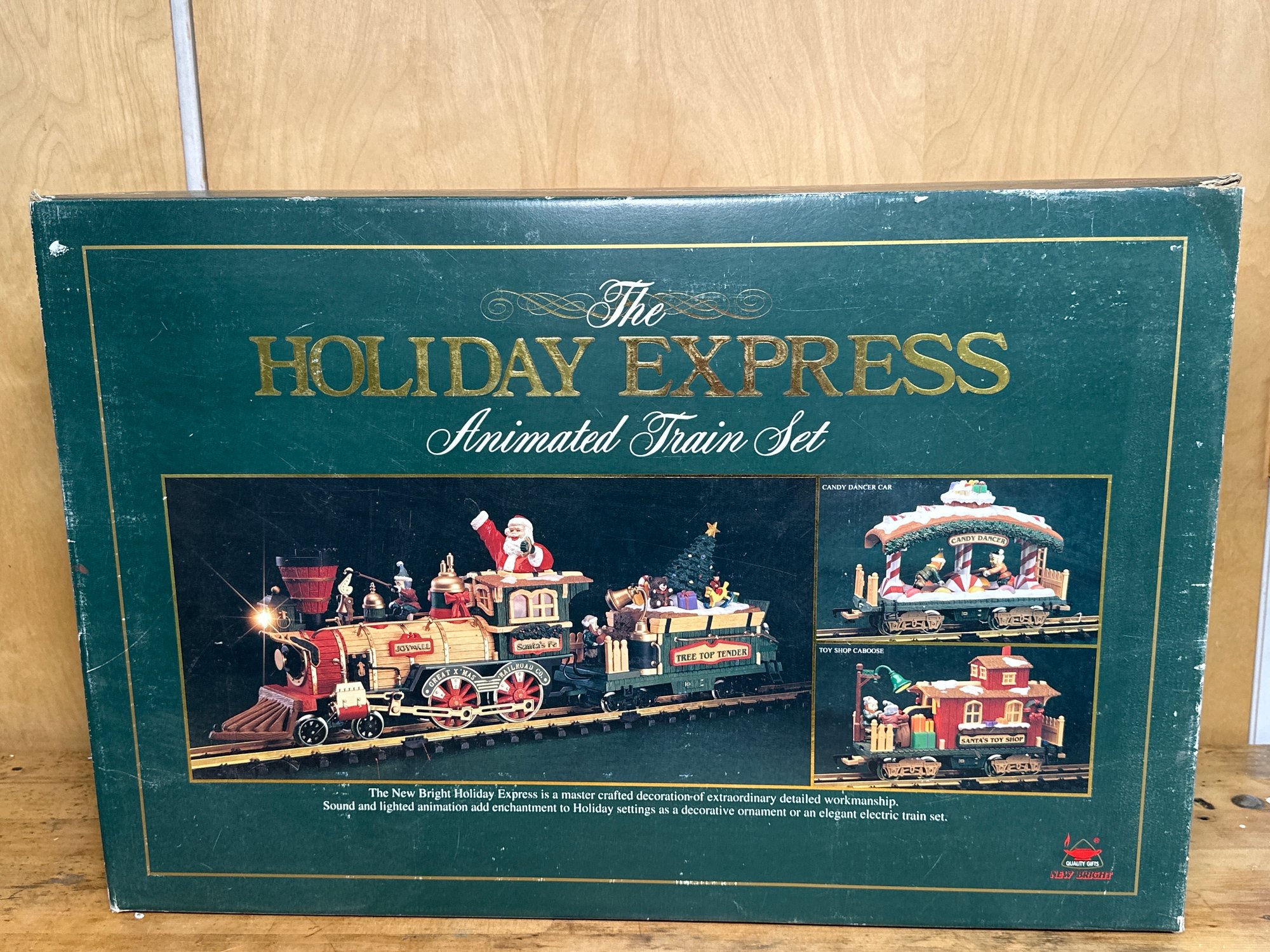 The Holiday Express Animated Train Set #2032101 | Auctionninja.com