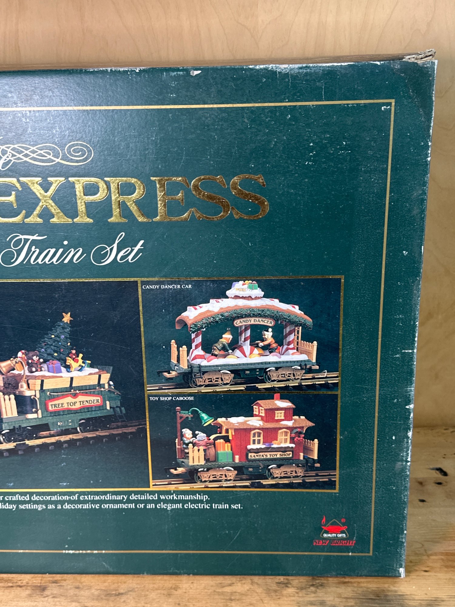 The Holiday Express Animated Train Set #2032101 | Auctionninja.com