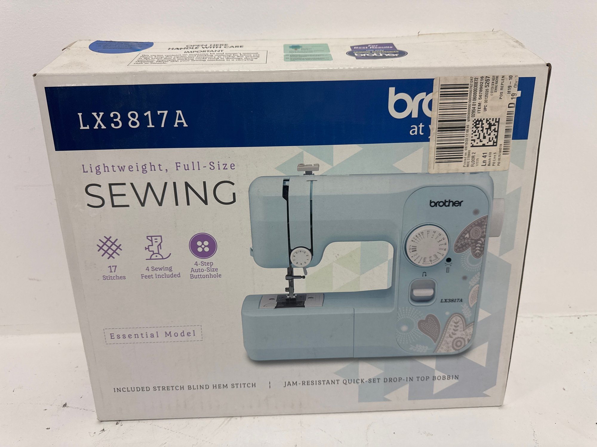 Brother Lightweight Full Size Sewing Machine #2134842 | Auctionninja.com