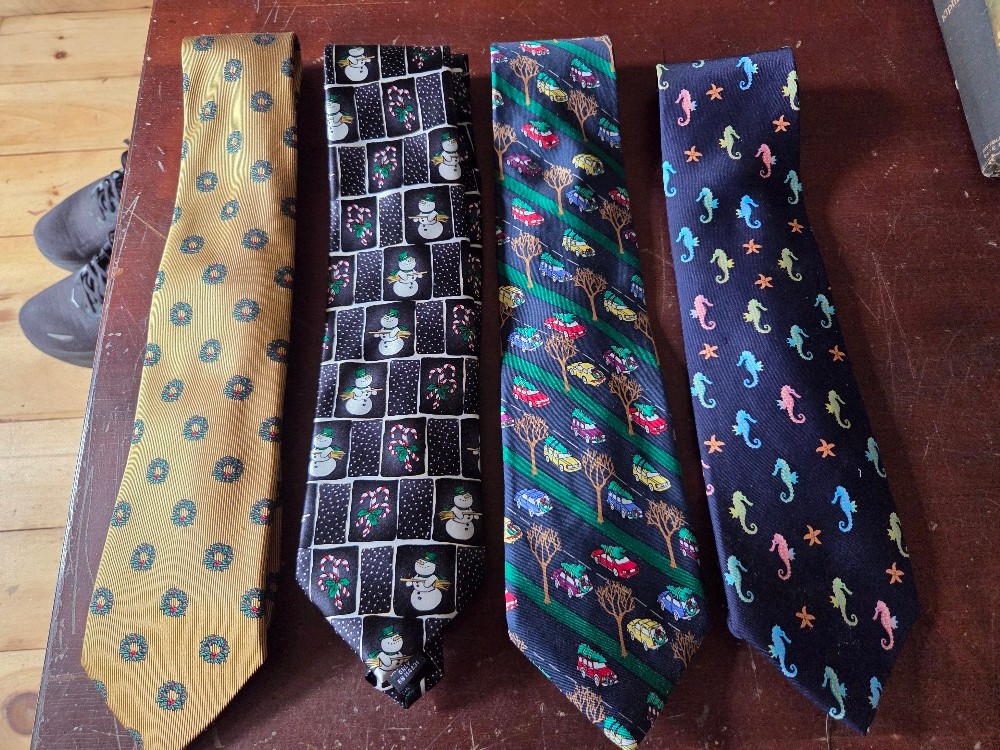 Lot Of 4 High Quality Silk Neck Ties In Perfect Condition. #2186573 ...