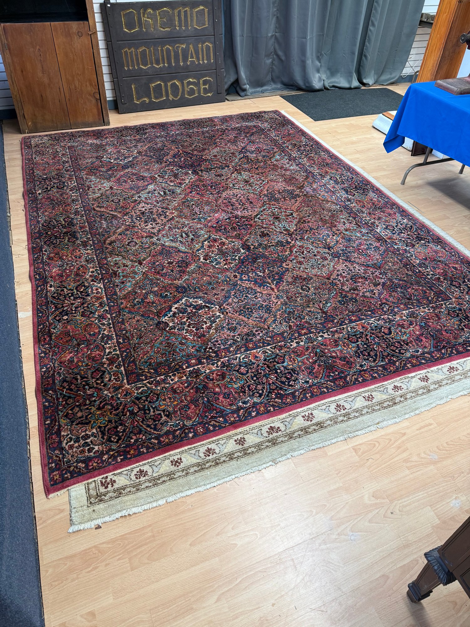 Large Vintage Karastan Carpet #2888 | Auctionninja.com