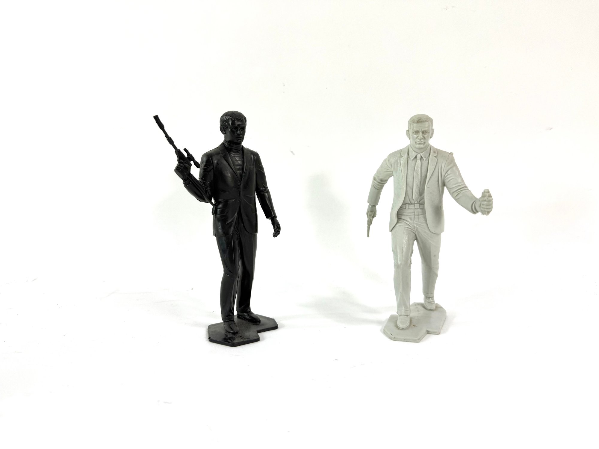 Two 1960s MGM Uncle Action Figures #4565 | Auctionninja.com