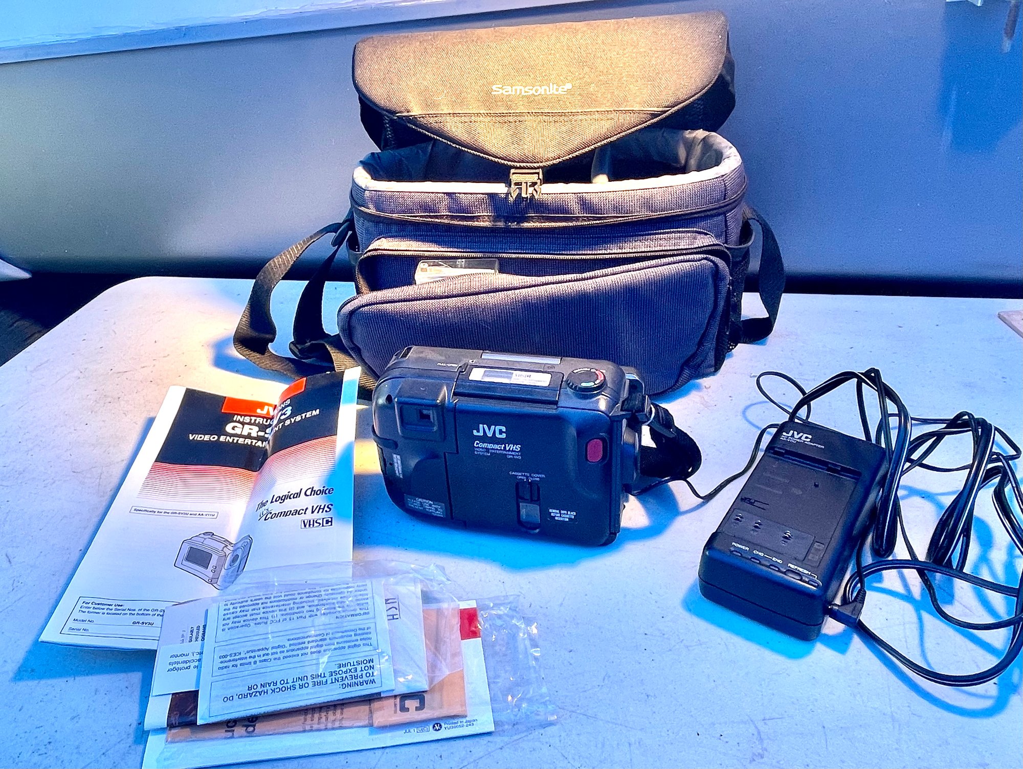 JVC Compact VHS Video Camera #5807 | Auctionninja.com